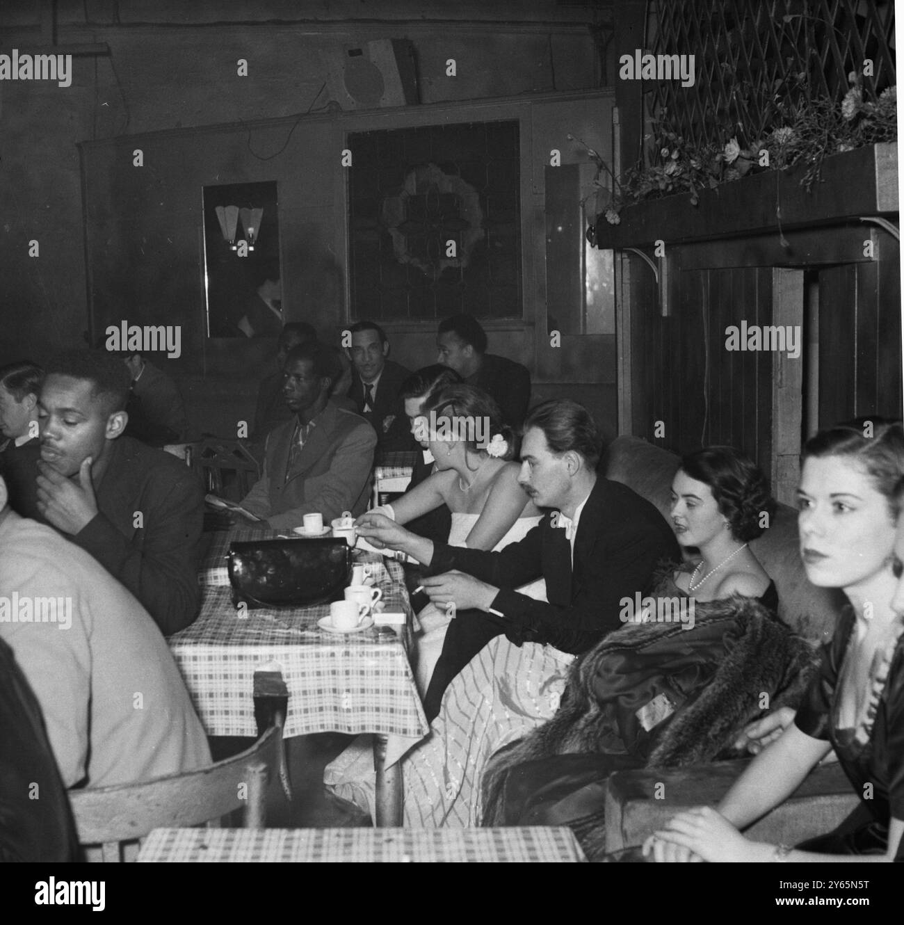 Soho london 1950s Black and White Stock Photos & Images - Alamy