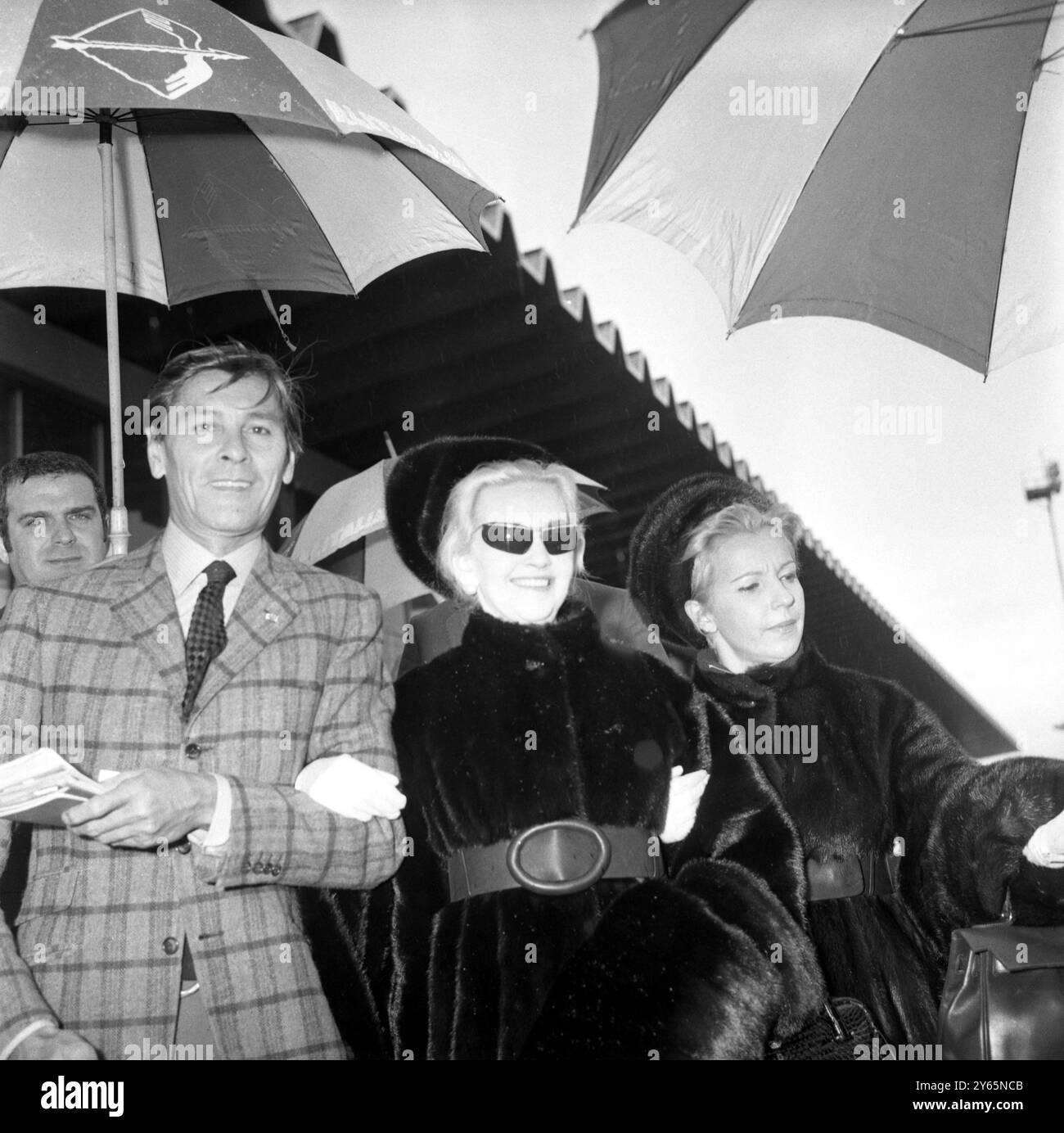 Rome : Walking arm-in-arm at Rome ' s Fiumicino Airport on 1st December ...