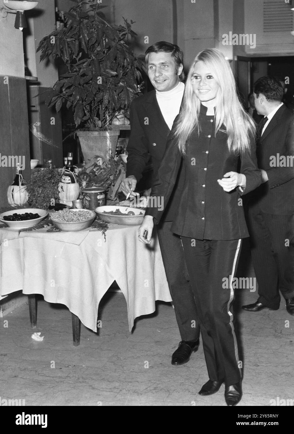 Brigitte Bardot and her husband Gunther Sachs in Rome 5th April 1967 ...