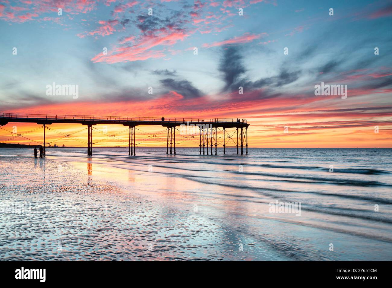 A spectacular sunset over Saltburn pier Stock Photo - Alamy