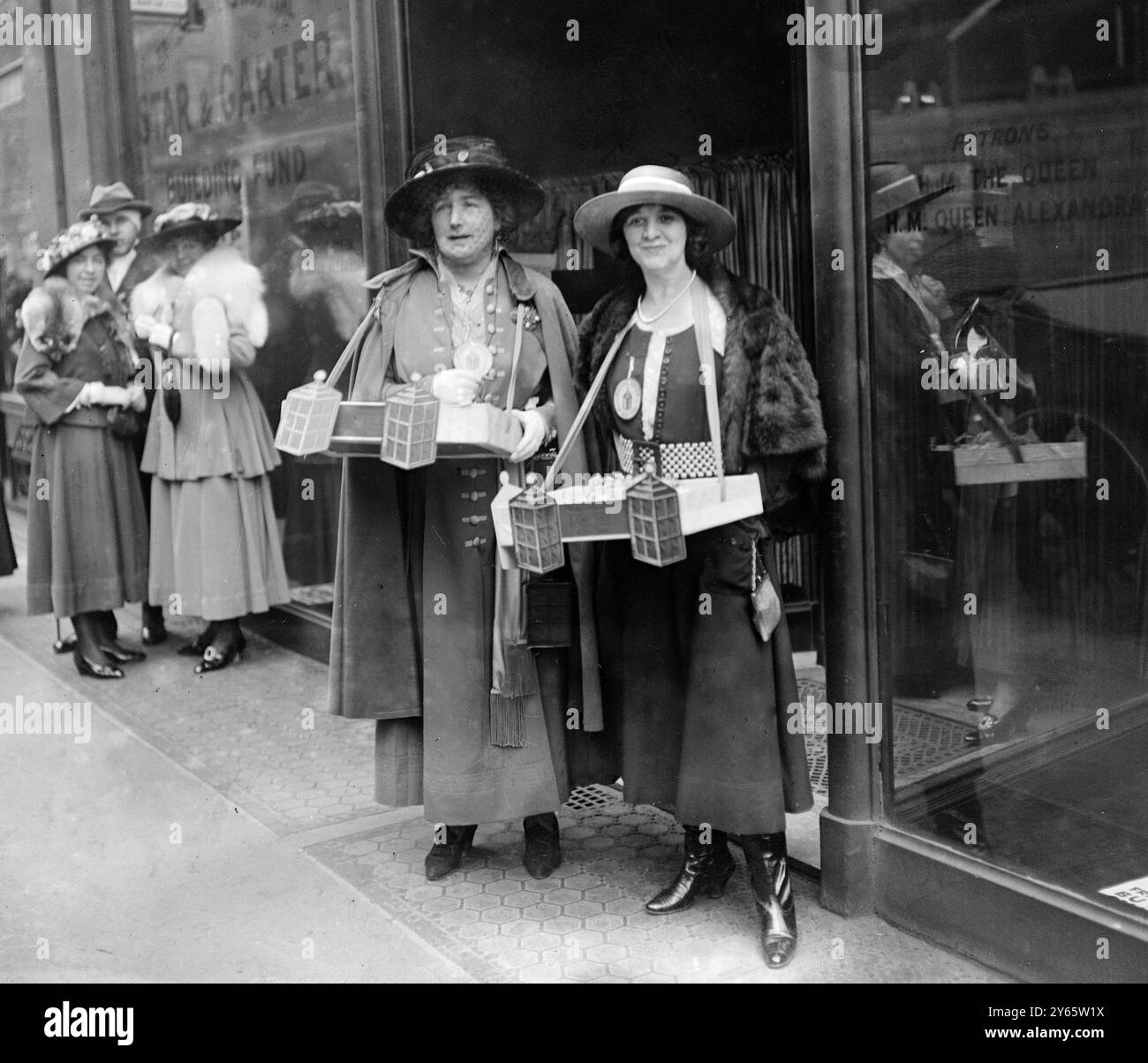 Miss keane Black and White Stock Photos & Images - Alamy