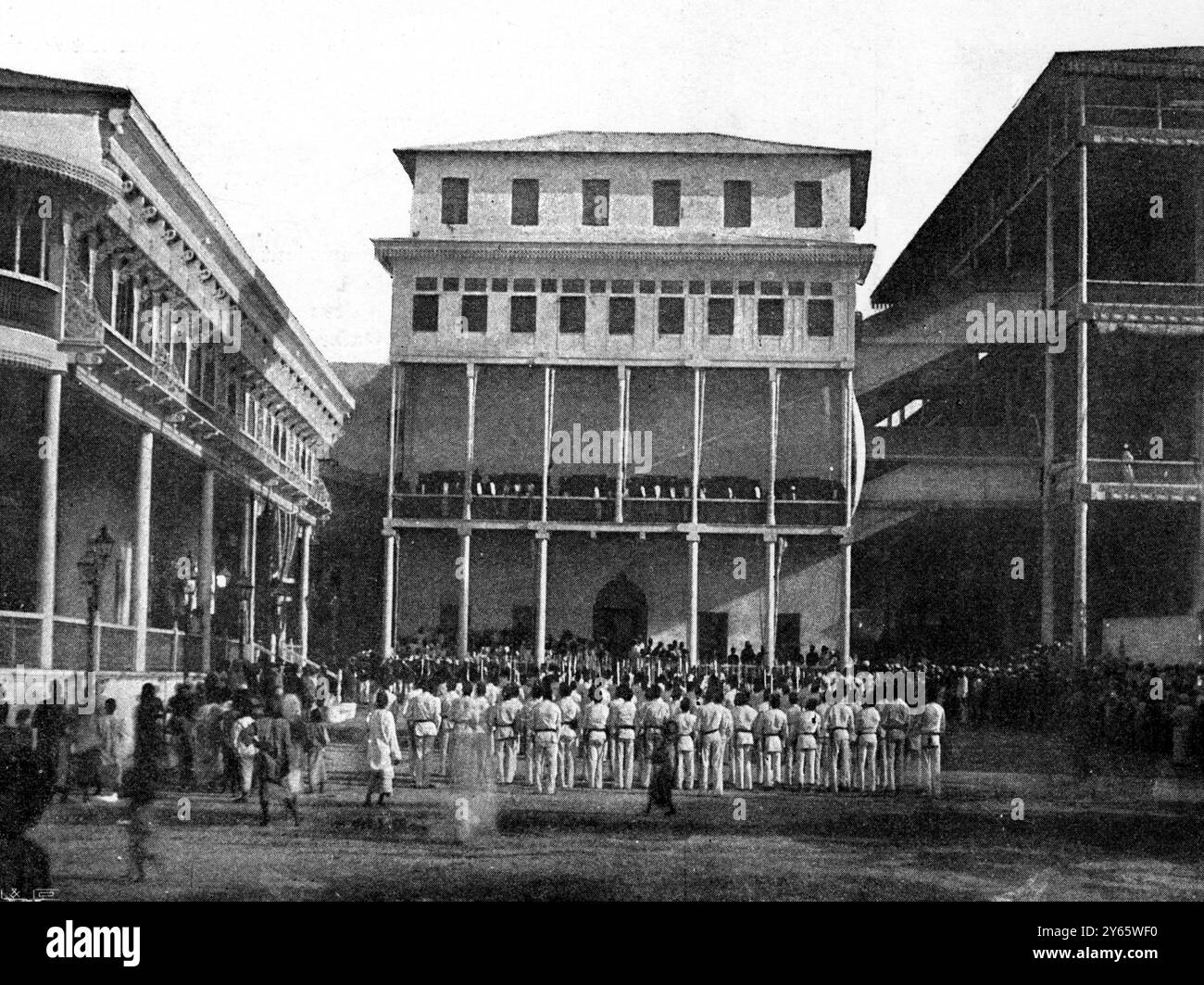 Palace Square , Zanzibar : troops assembled in front of Government ...