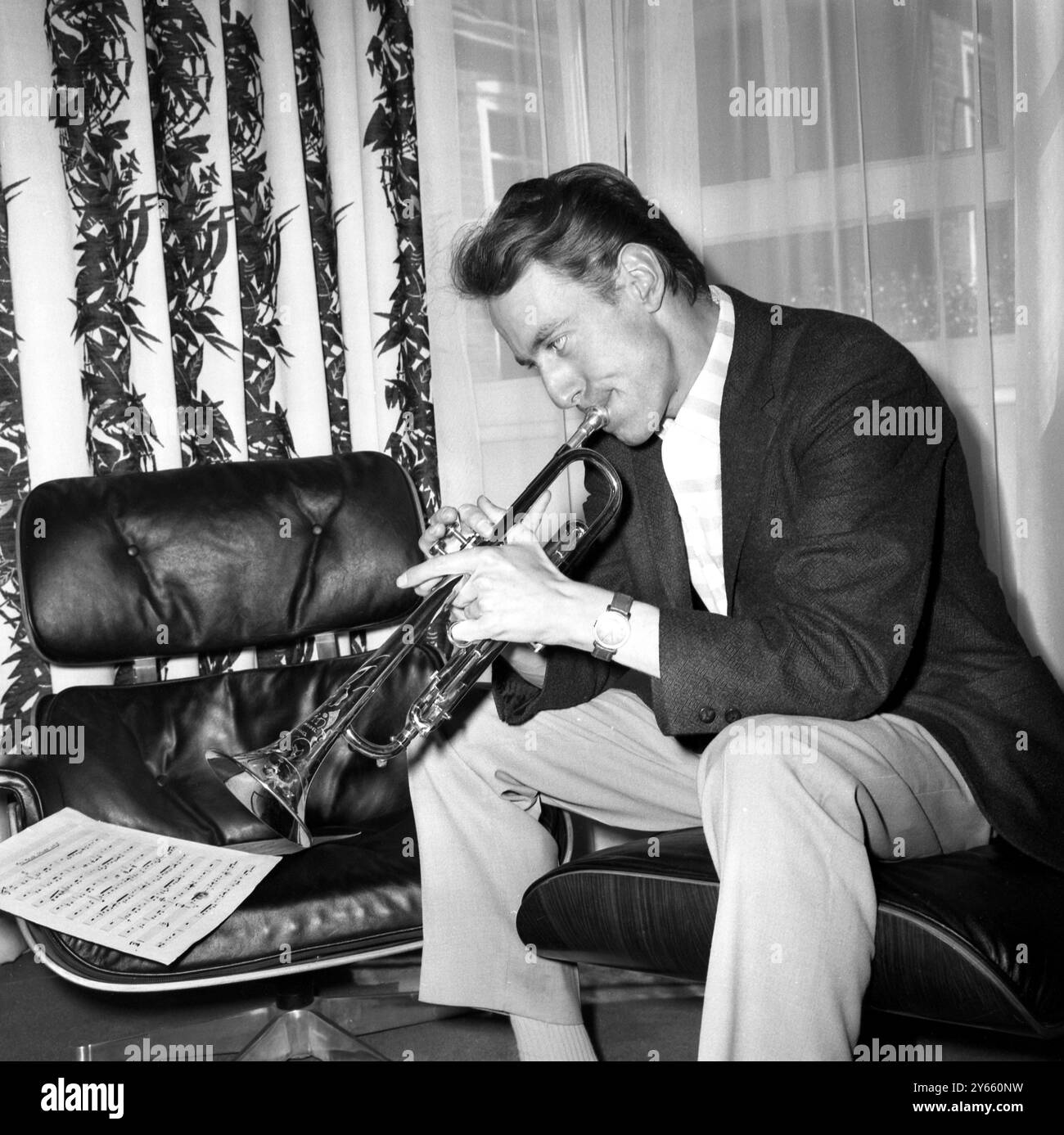 John barry composer composer hi-res stock photography and images - Alamy