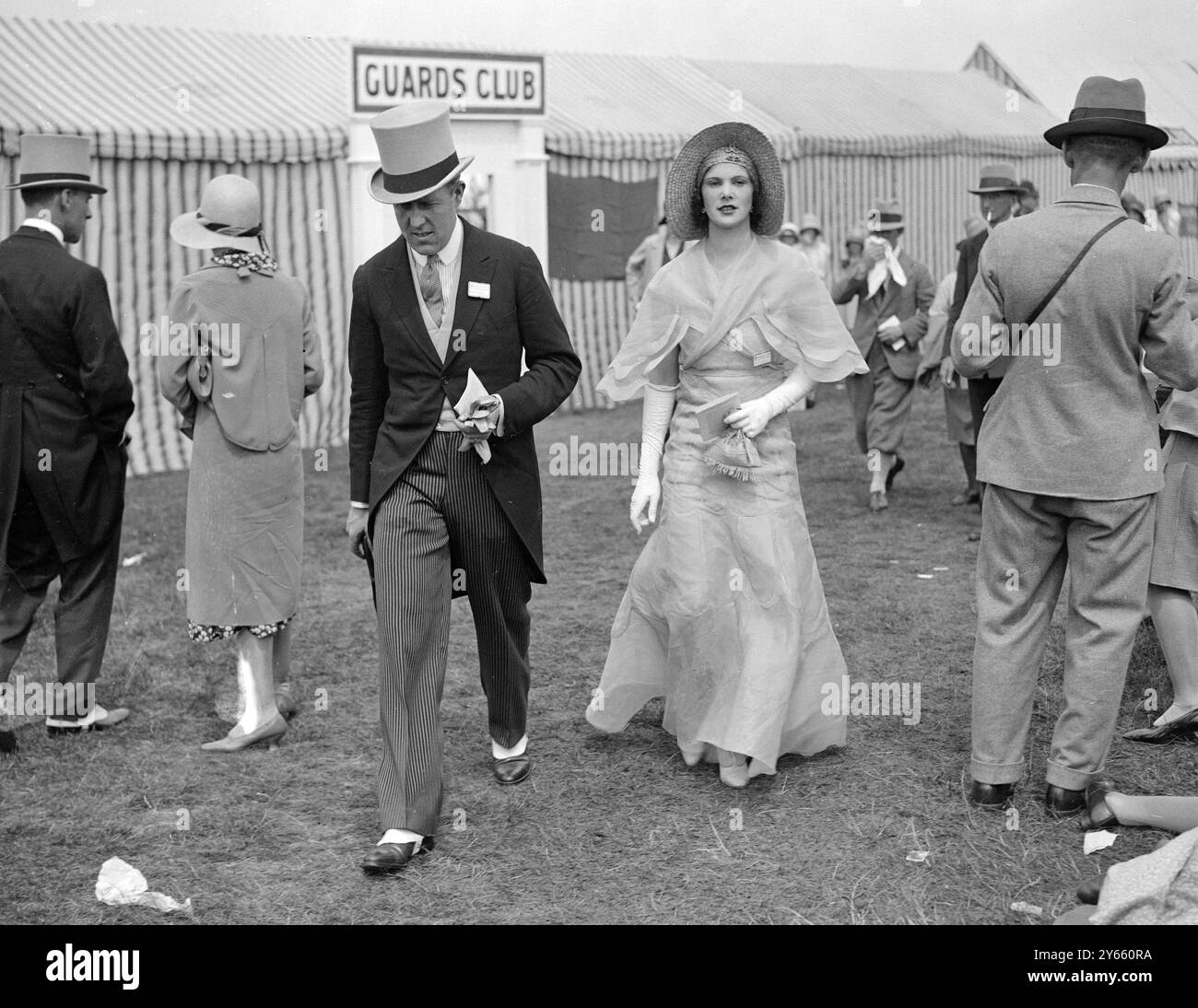 Ascot . Mr and Mrs Ronald Armstong - Jones . 1930 Mrs Ronald Armstong ...