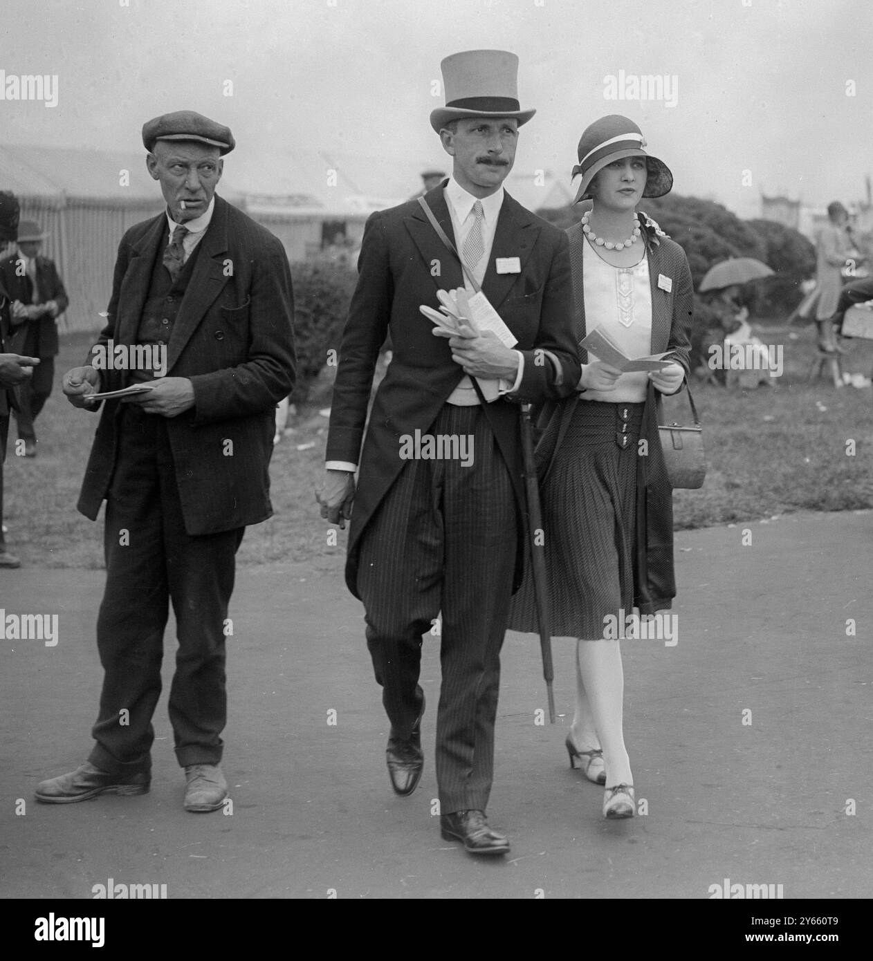 Ascot . Captain Forbes and Miss Elisabeth Vesey . 1930 Stock Photo - Alamy