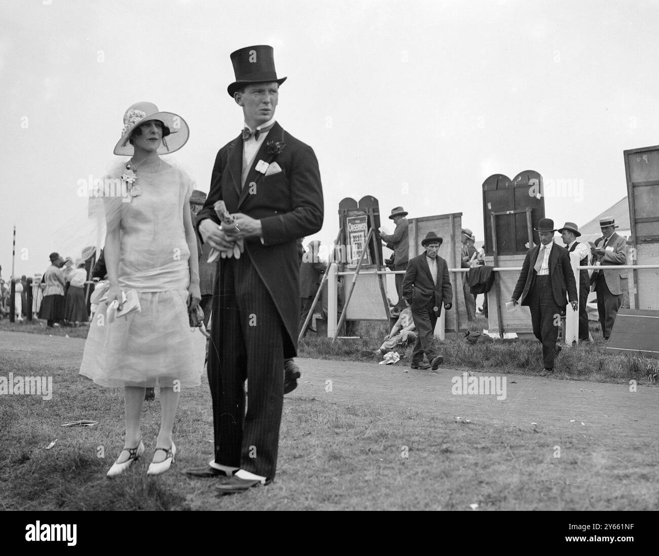 At the Royal Ascot race meeting - Mr Simon Harcourt - Smith and Miss ...