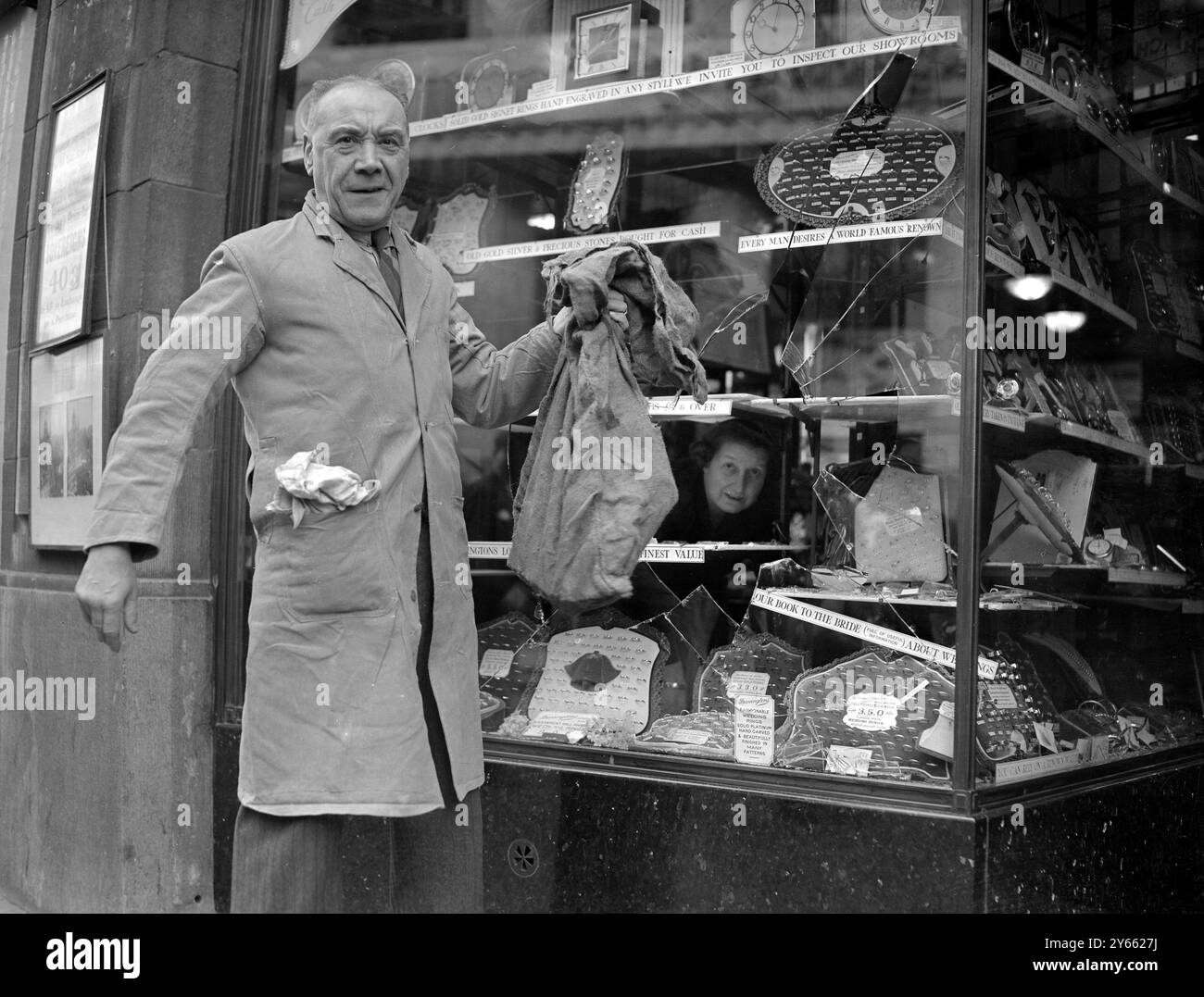 Fleet street london 1940s hi-res stock photography and images - Alamy