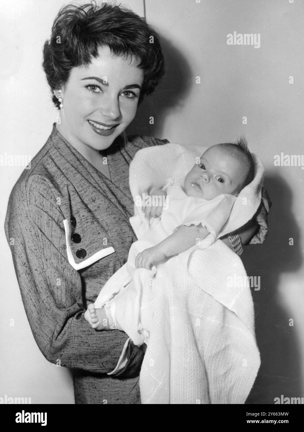 Michael Howard Wilding Images: Elizabeth Taylor 1932 — 2011