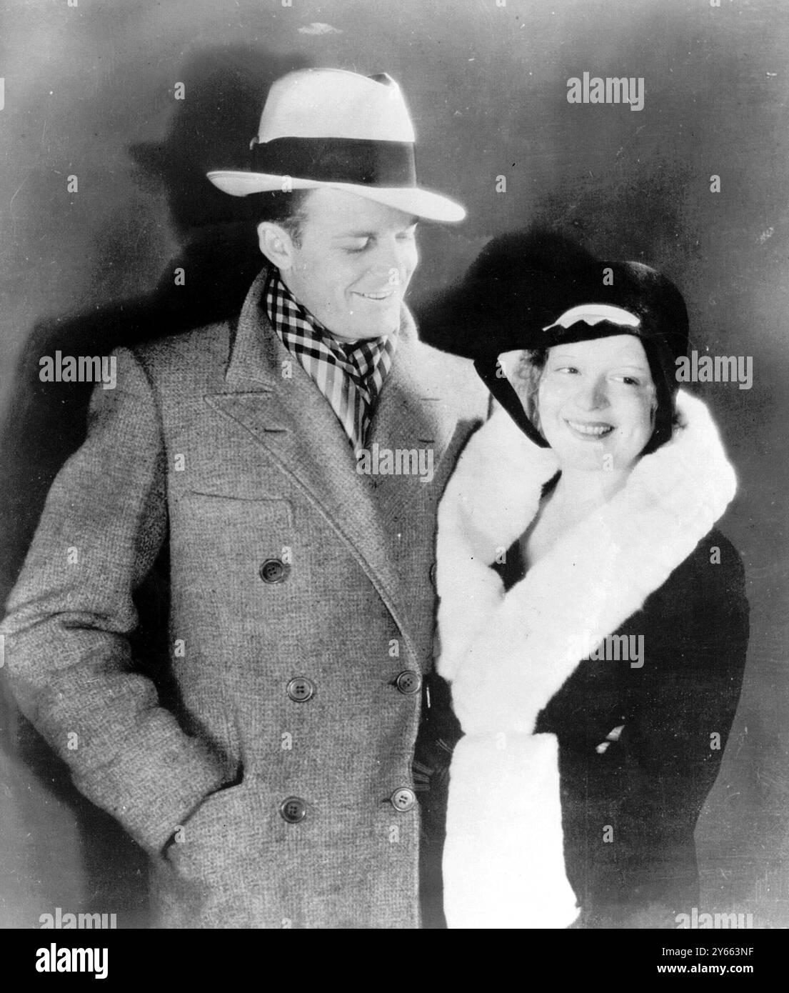 Actress clara bow hi-res stock photography and images - Alamy