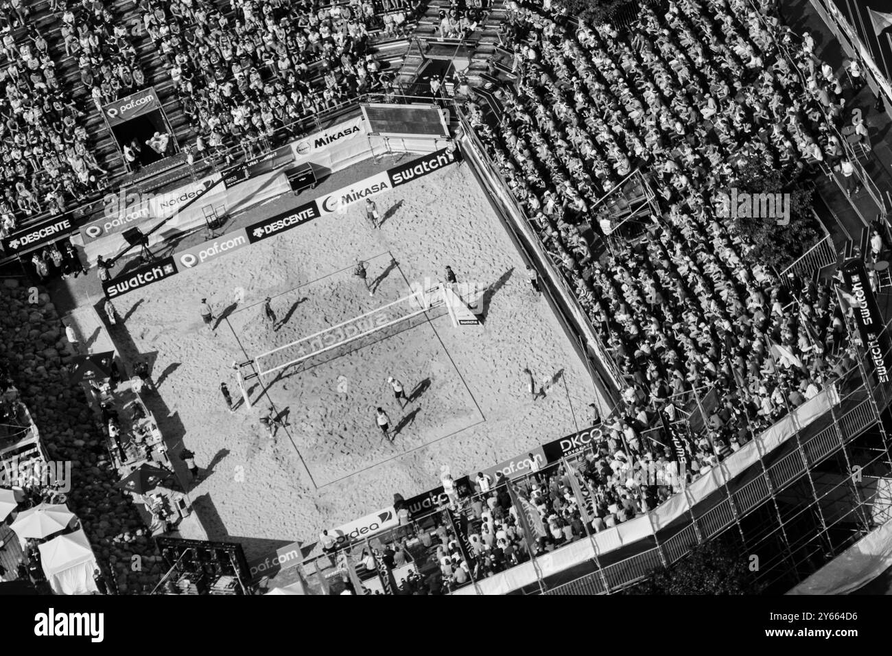 Open house tour Black and White Stock Photos & Images - Alamy