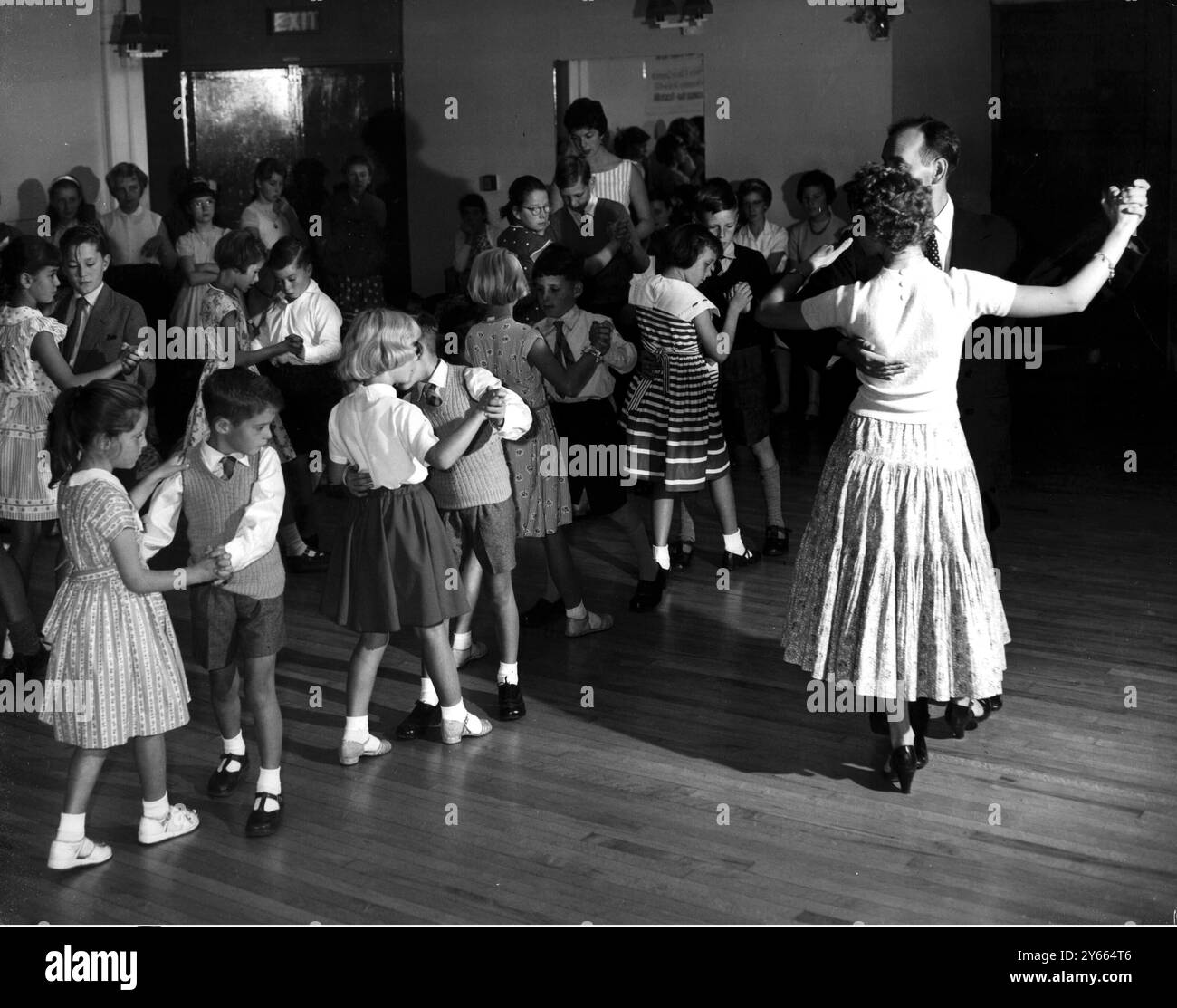 The " North Twenty " School of Dancing at the Gaumont Ballroom , High ...