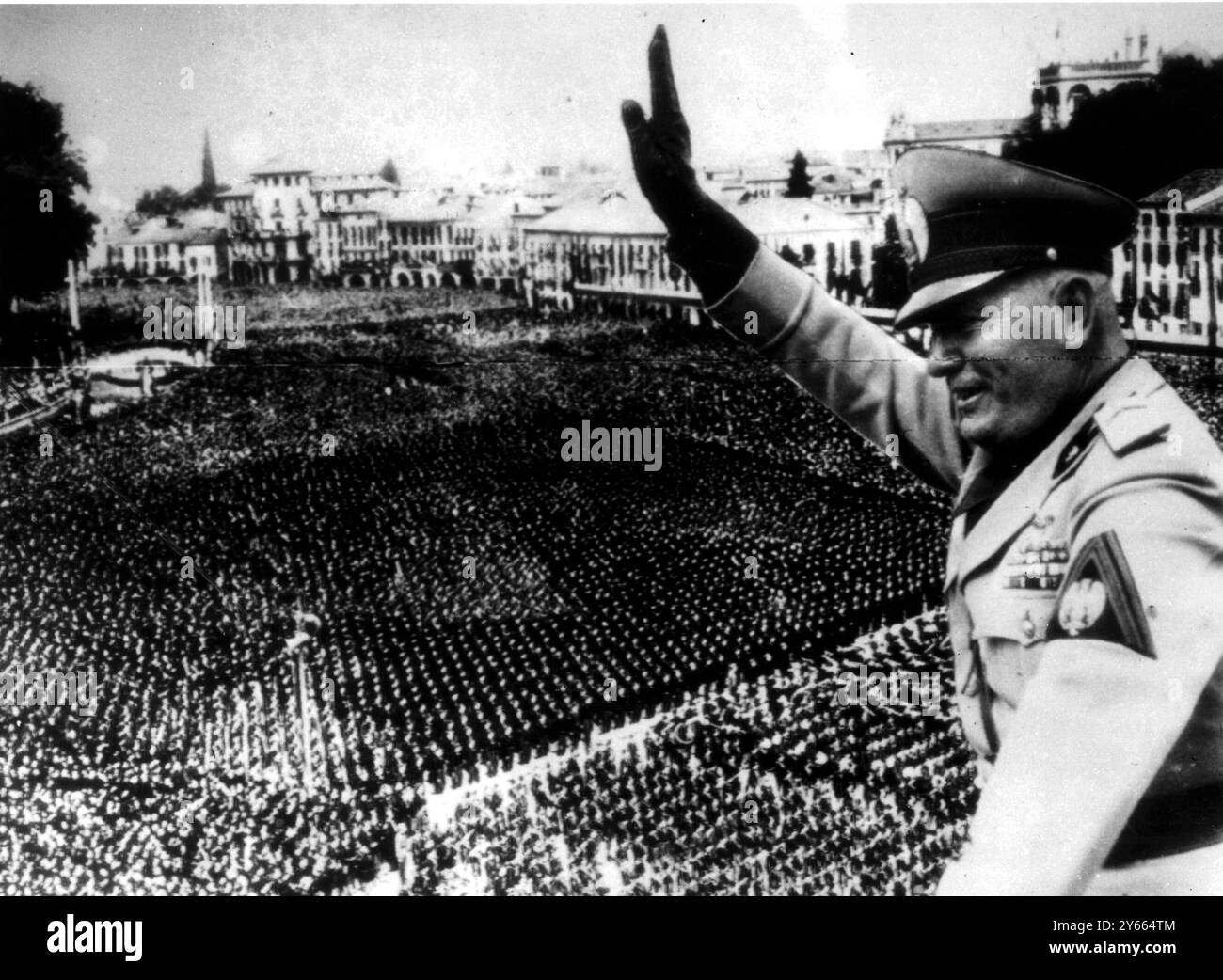 Signor Mussolini saluting massed thousands at Padua Italy 26th ...