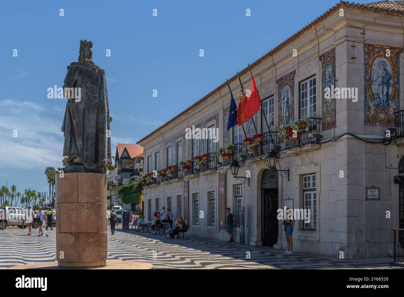 Exterior facade of the Cascais City Hall and Village Museum in 5th of ...