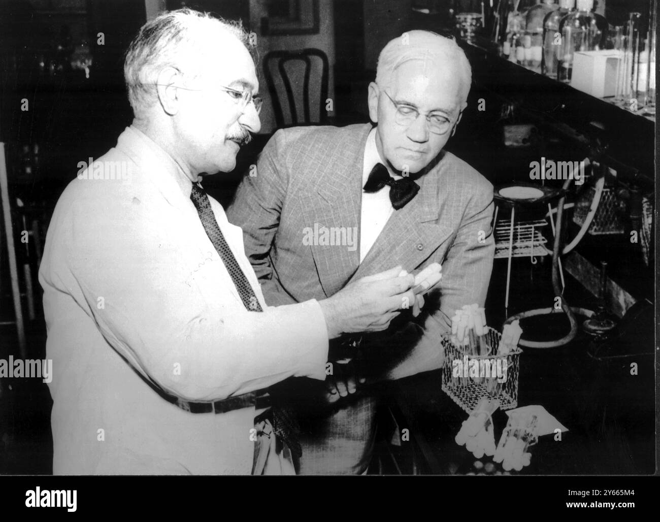 Dr Selman A Waksman ( L), who has been awarded £11,750 Nobel Prize for ...