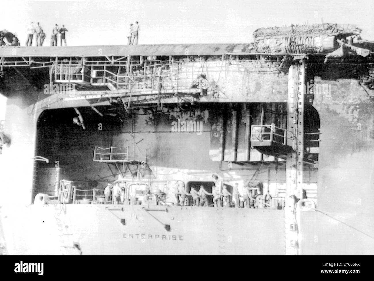 Pearl Harbour, Pacific Ocean: US Nuclear Powered Aircraft Carrier ...