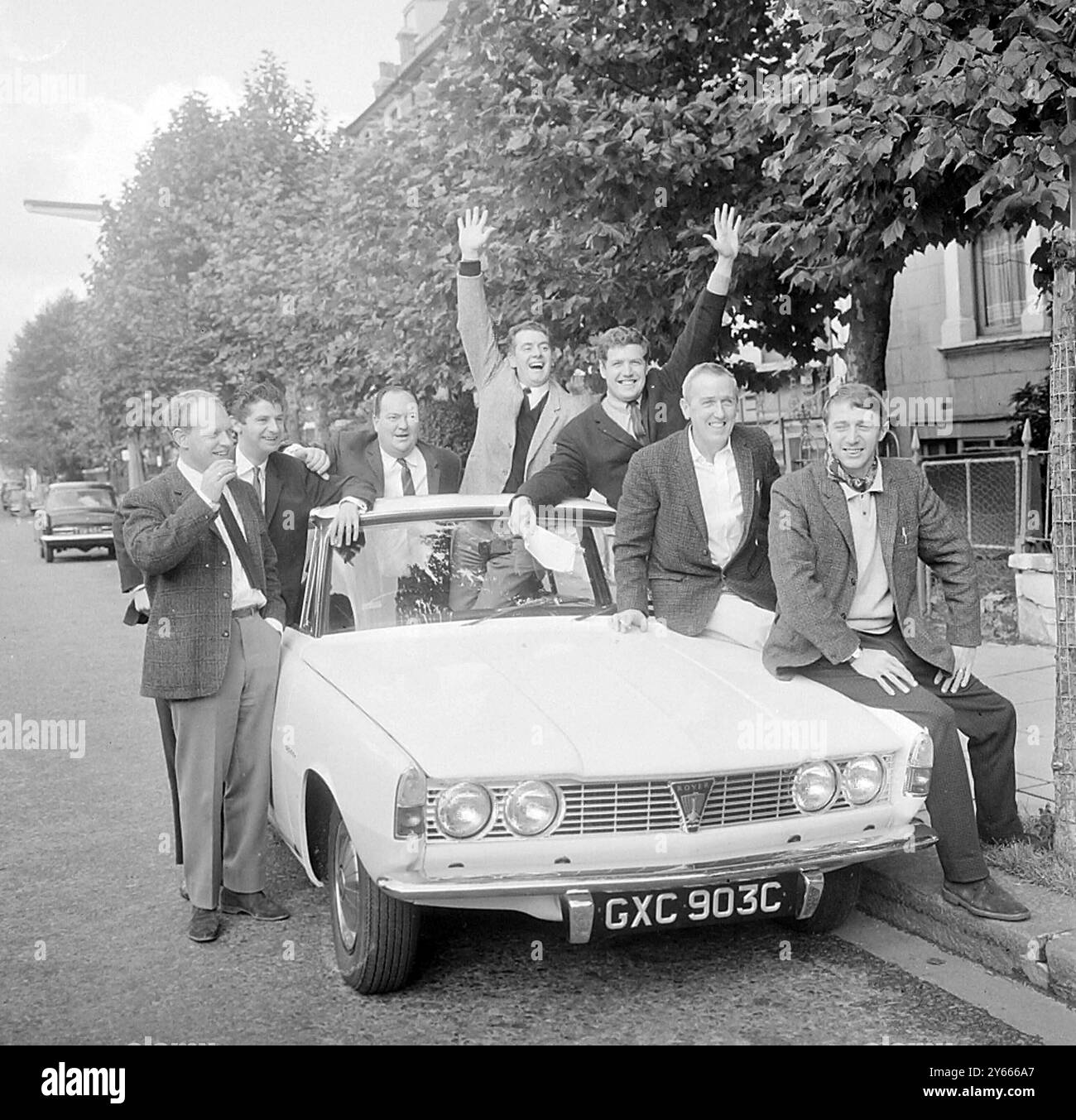 TV Programme Z Cars. Members of the cast (LtoR) Frank Windsor, James ...