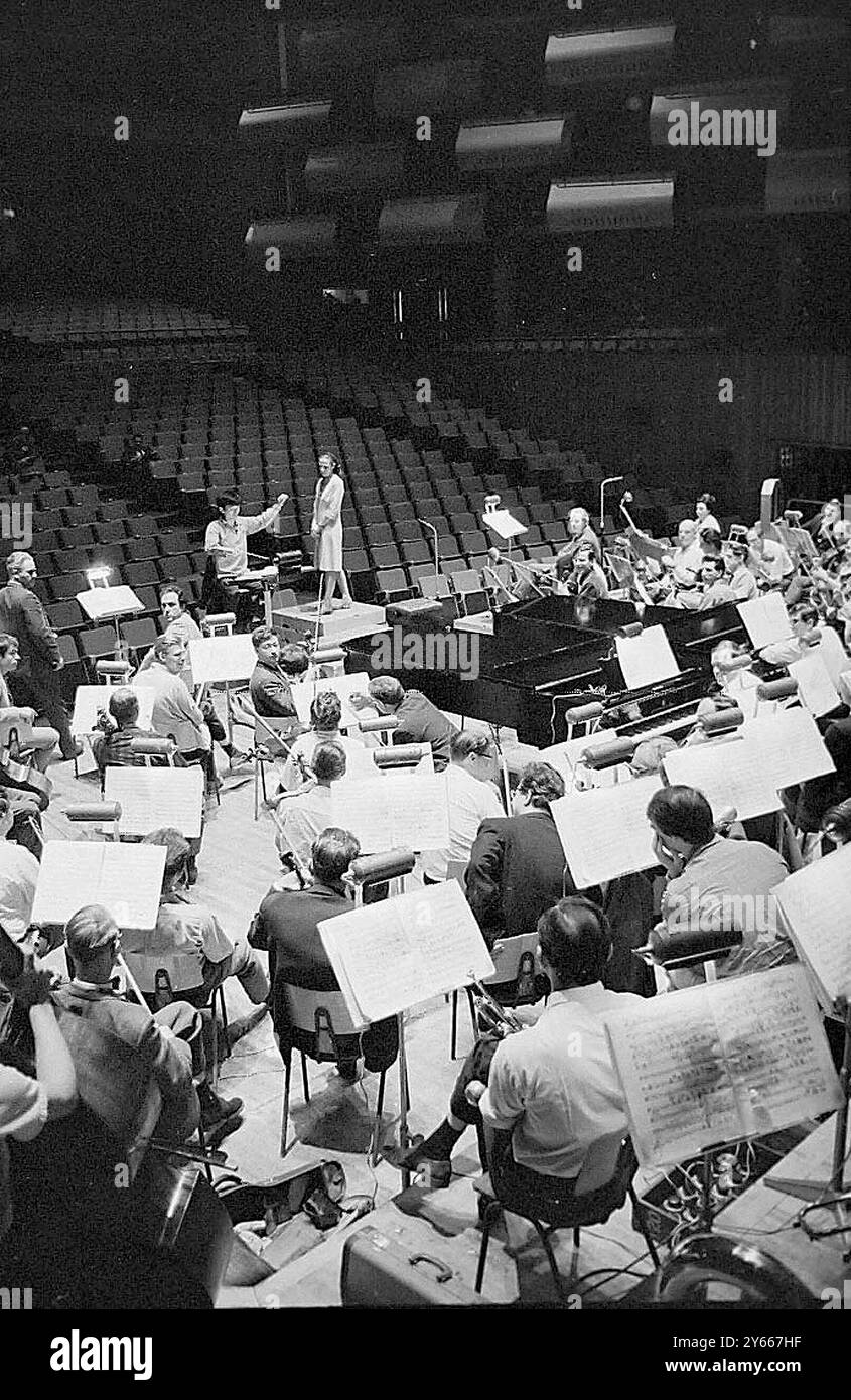 London Symphony Orchestra conducted by Seiji Ozawa during a rehersal of ...