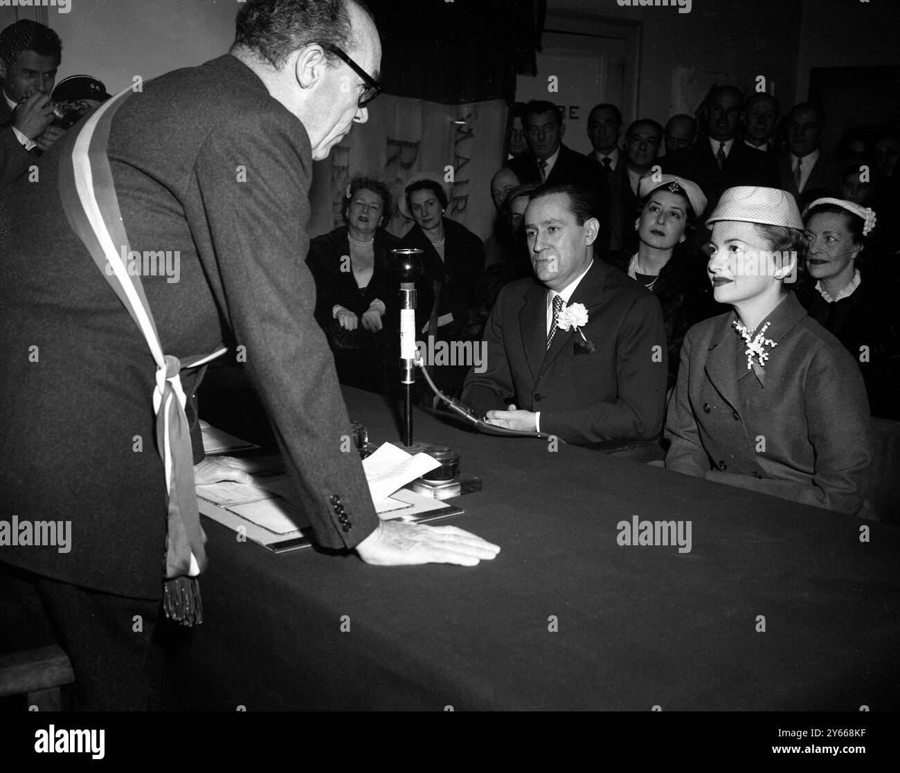 Olivia marron hi-res stock photography and images - Alamy