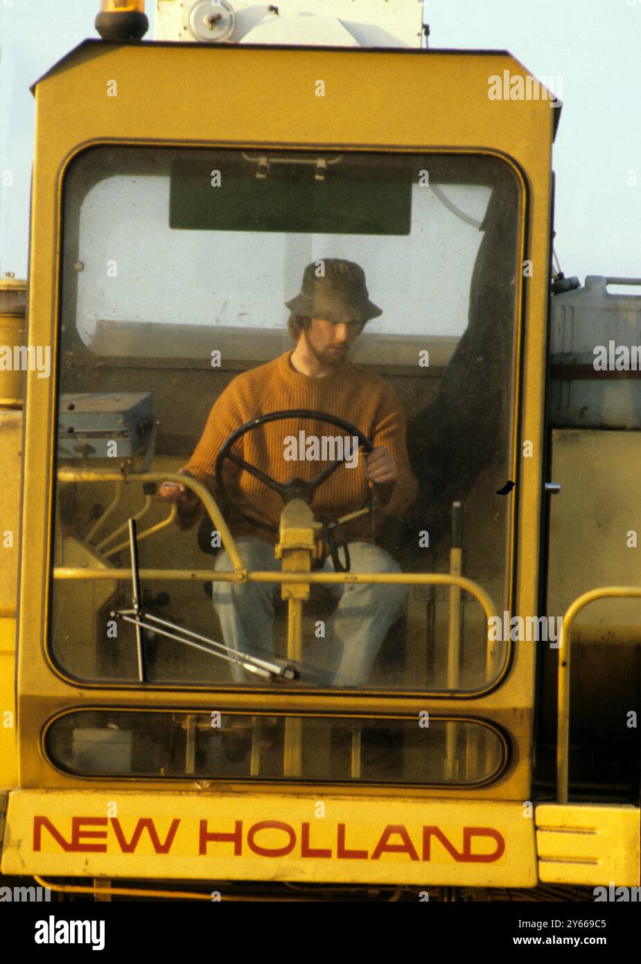 John mealing hi-res stock photography and images - Alamy