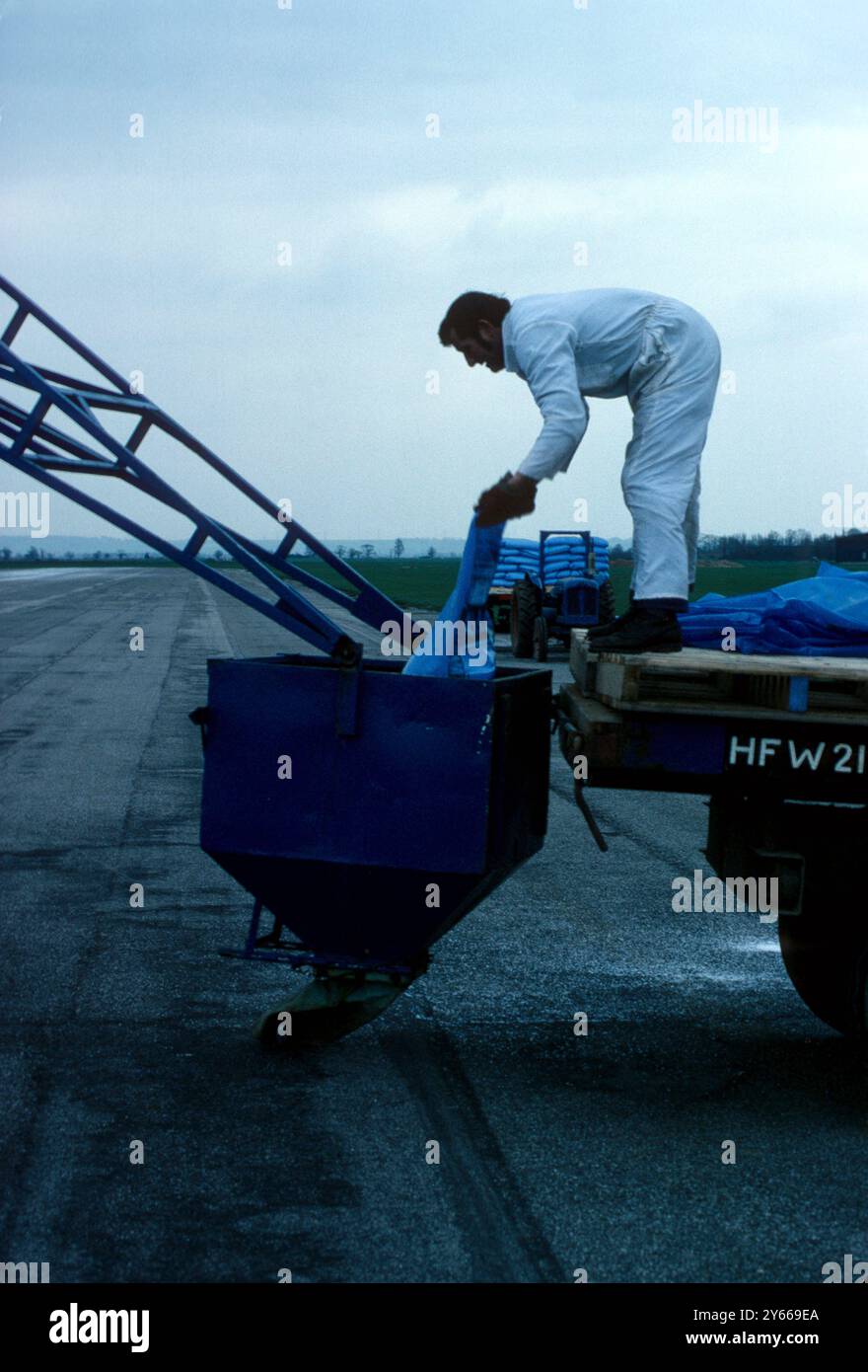 Loading fertilizer application hi-res stock photography and images - Alamy