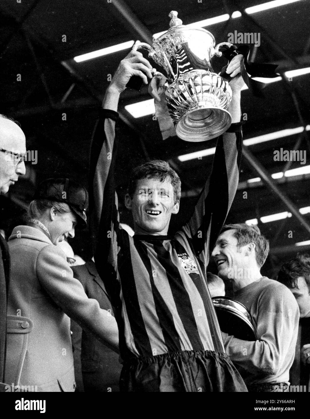 Manchester city 1969 fa cup hi-res stock photography and images - Alamy