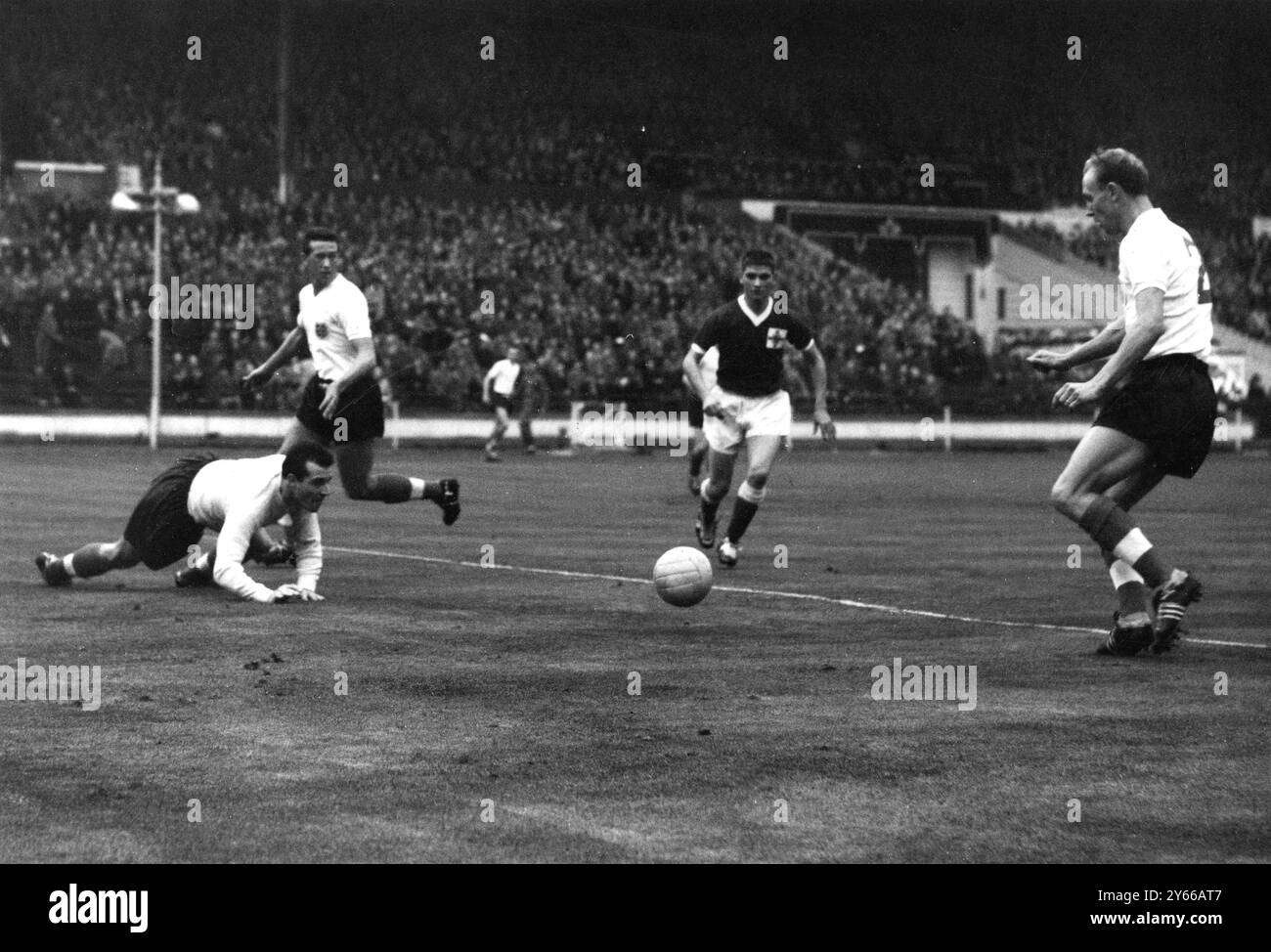 Ron crossman hi-res stock photography and images - Alamy