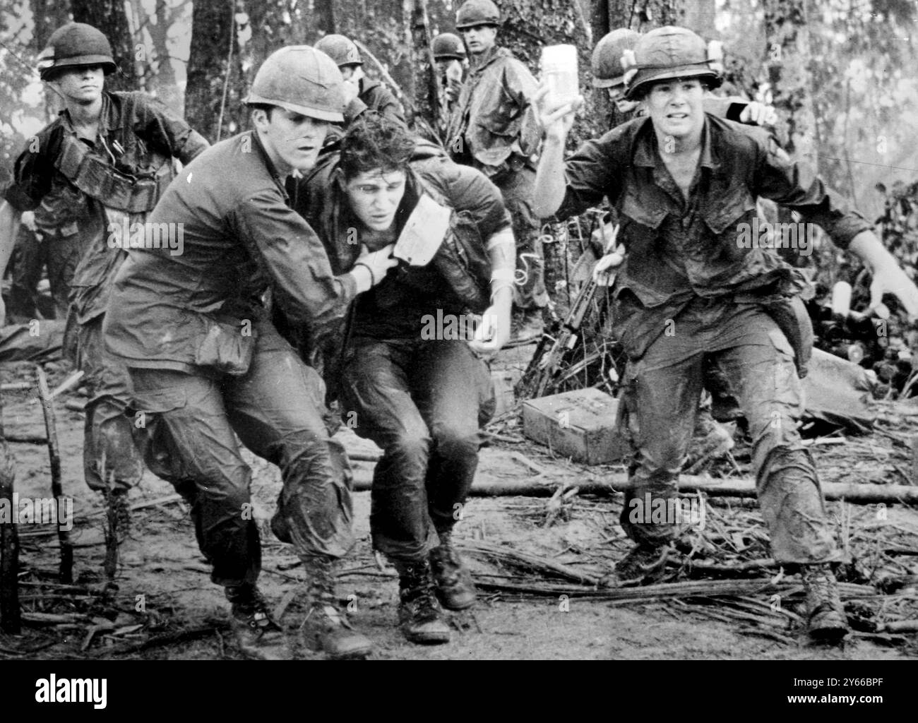 Dustoff Black and White Stock Photos & Images - Alamy