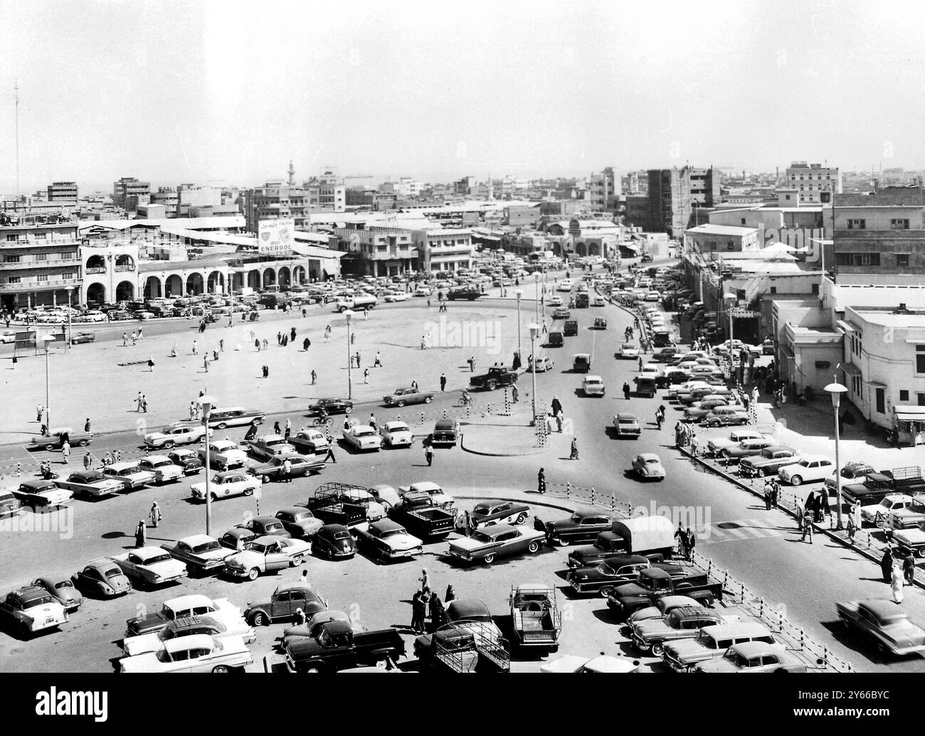 Kuwait square hi-res stock photography and images - Alamy