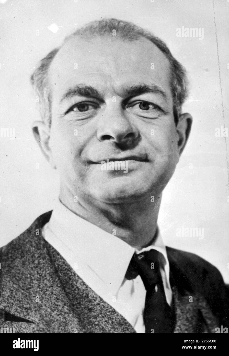 Stockholm: Dr Linus Carl Pauling,of the California Institute of ...