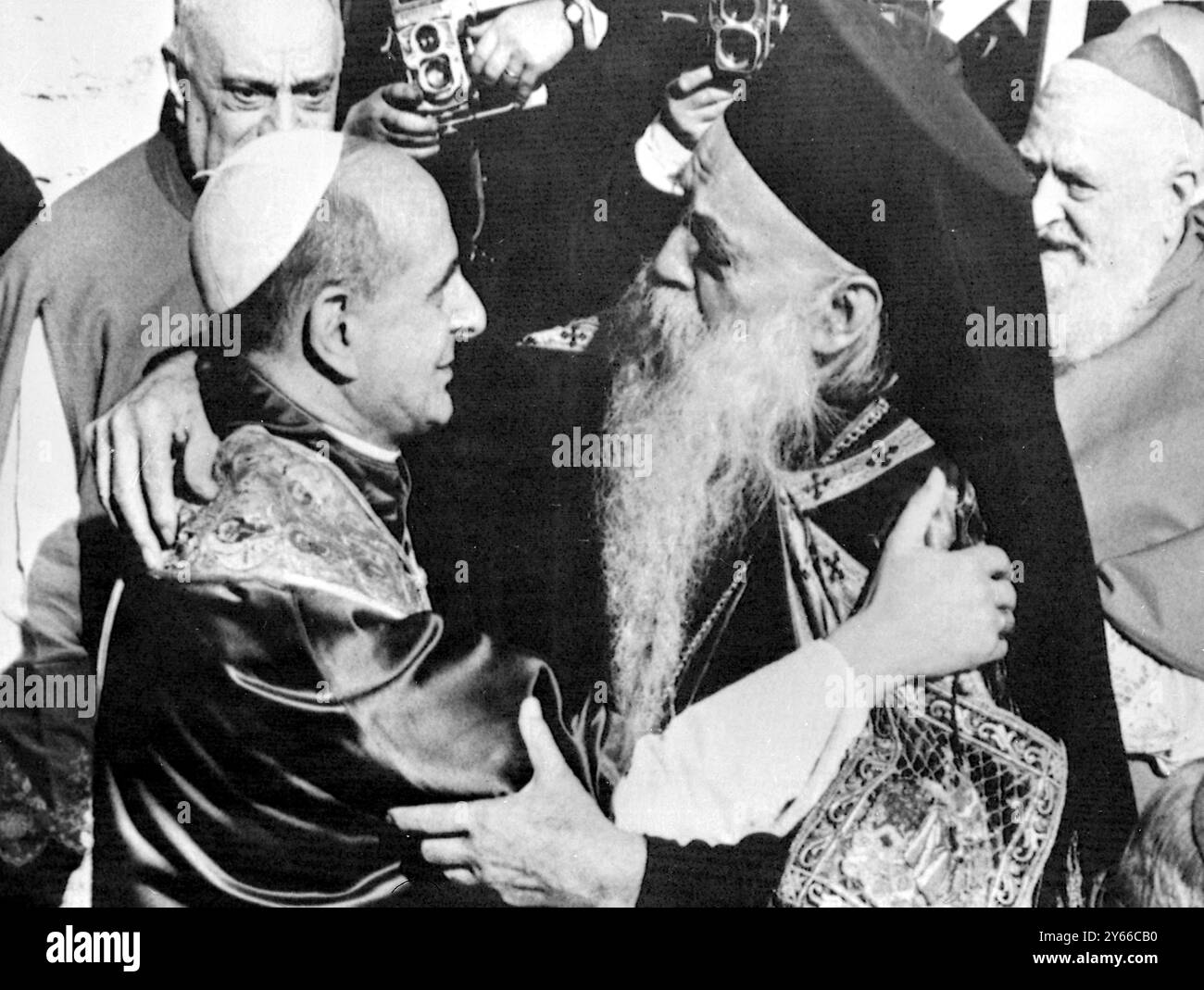 Vatican City: Pope Paul VI and Orthodox Patriarch Athenagoras Meet on ...