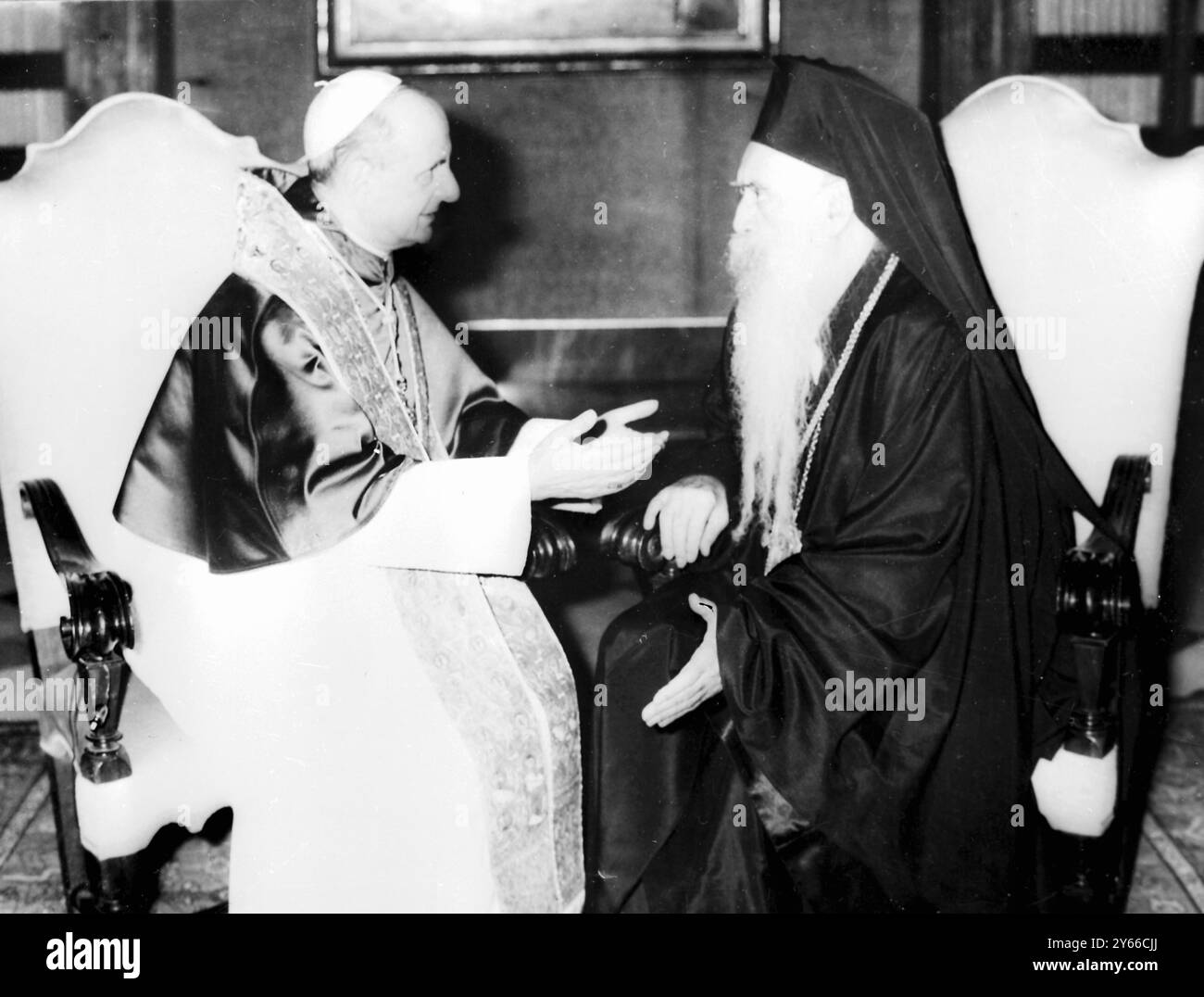 Vatican City: Pope Paul VI and Orthodox Patriarch Athenagoras on a ...