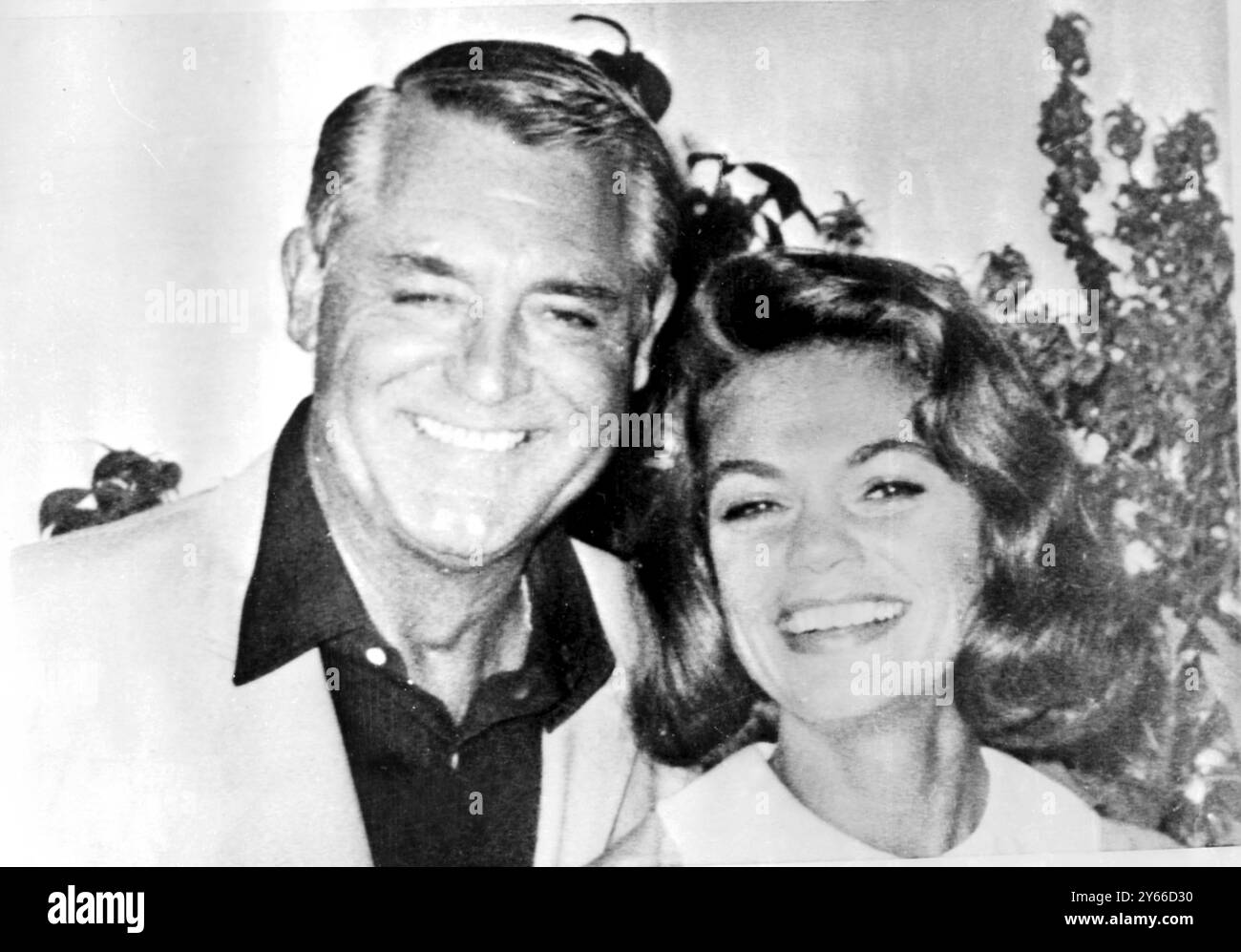 Dyan cannon cary hi-res stock photography and images - Alamy