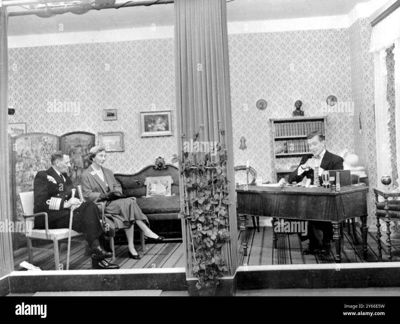 Michael Redgrave, reading one of Hans Christian Andersen The Danish ...