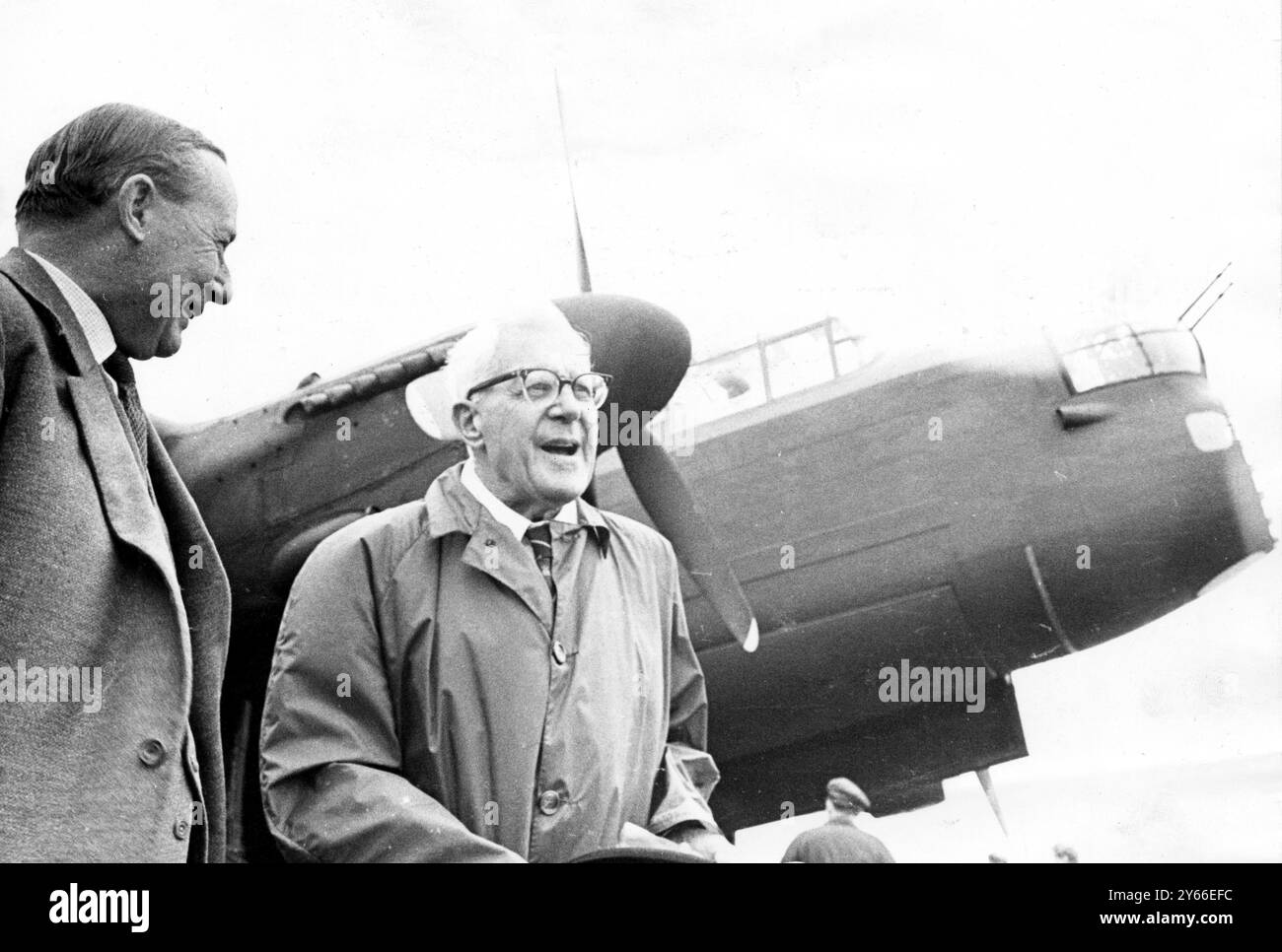 Sir ralph cochrane hi-res stock photography and images - Alamy