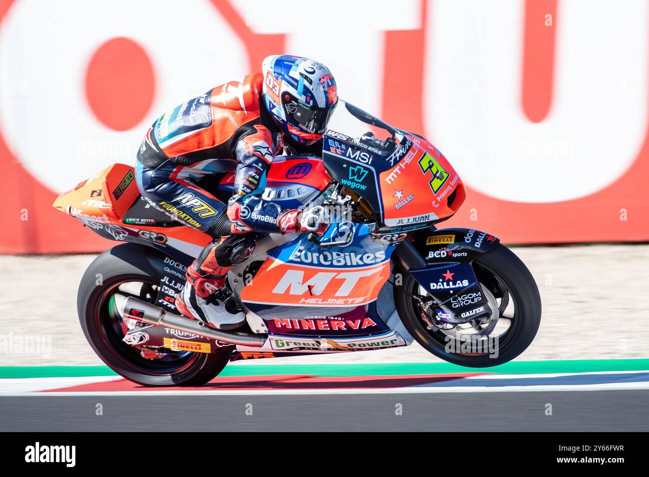 Mt hermet hi-res stock photography and images - Alamy