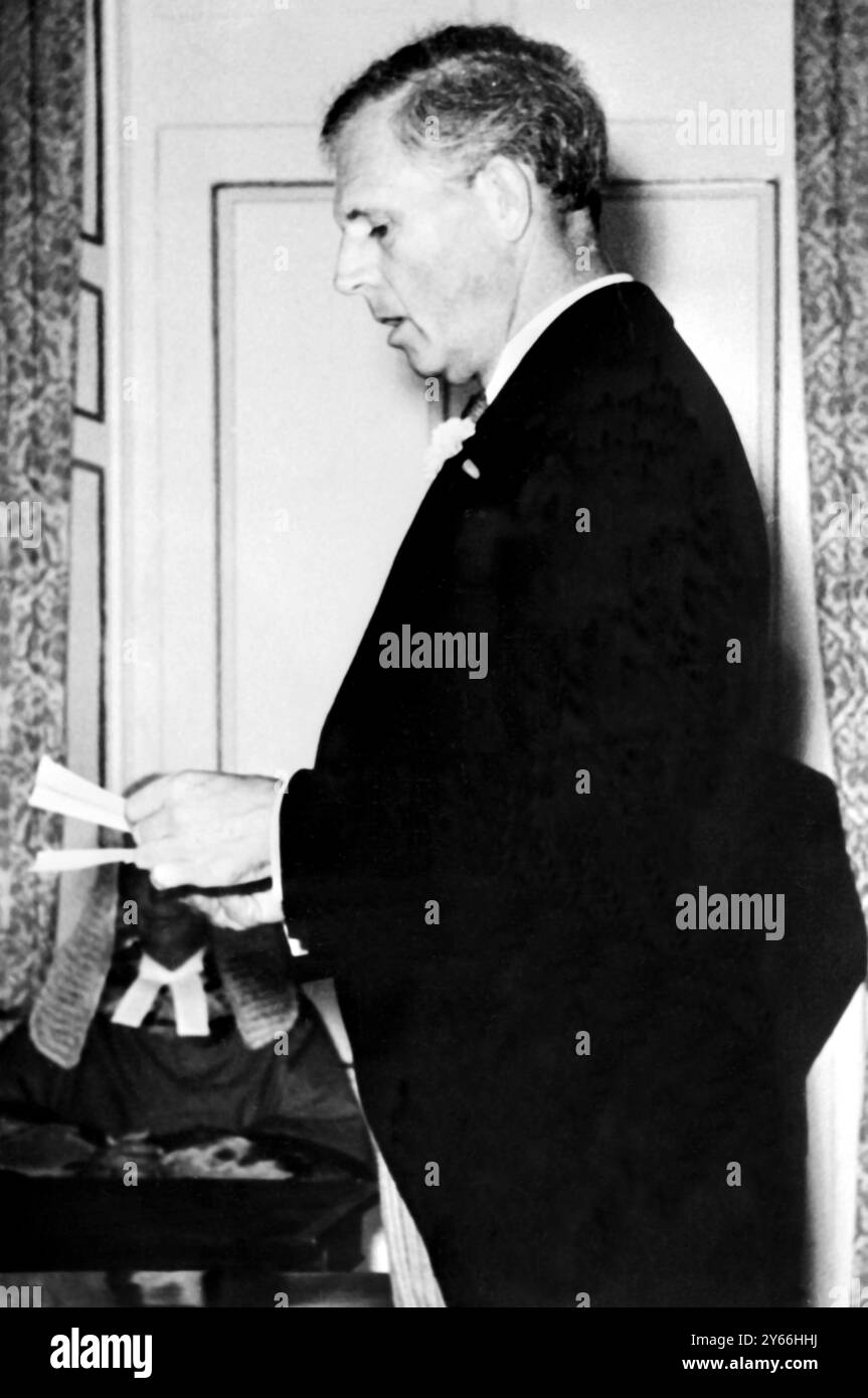 Indian ocean mauritius sugar Black and White Stock Photos & Images - Alamy