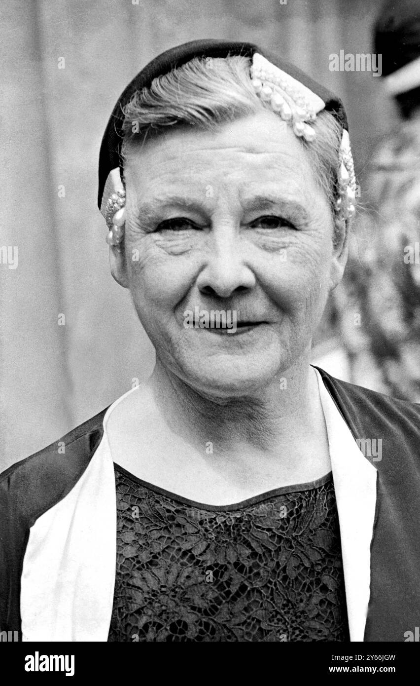 Dame maggie teyte hi-res stock photography and images - Alamy
