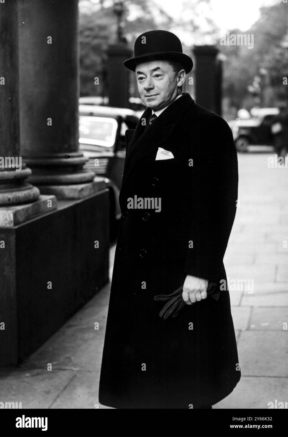 Paul reynaud hi-res stock photography and images - Alamy