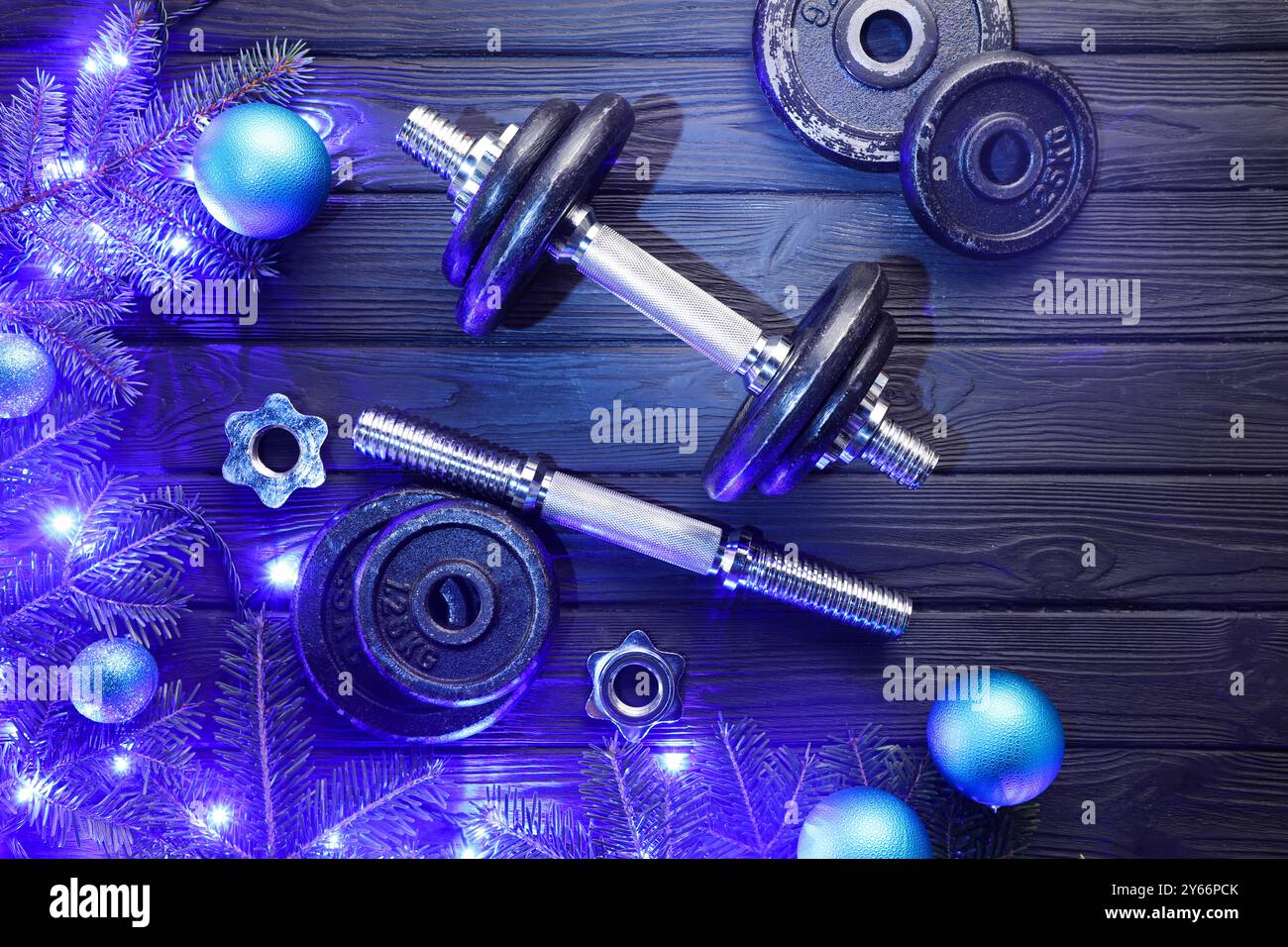 Dumbbells baubles christmas lights hi-res stock photography and images ...