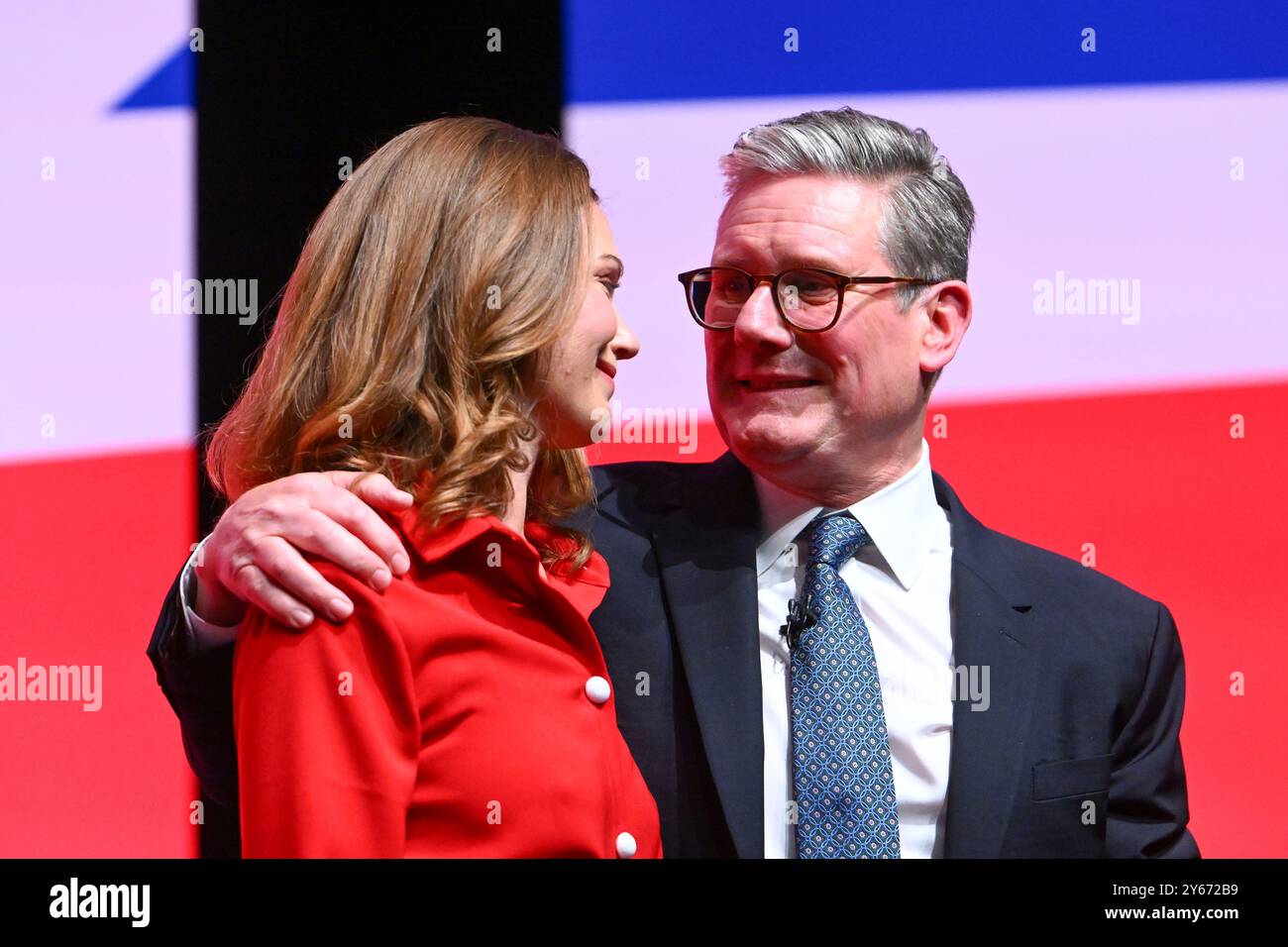 Keir starmer and his wife victoria hi-res stock photography and images ...