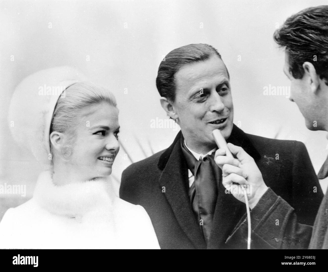 Baron Heinrich von Thyssen with his beautiful bride, Miss Denise Shorto ...