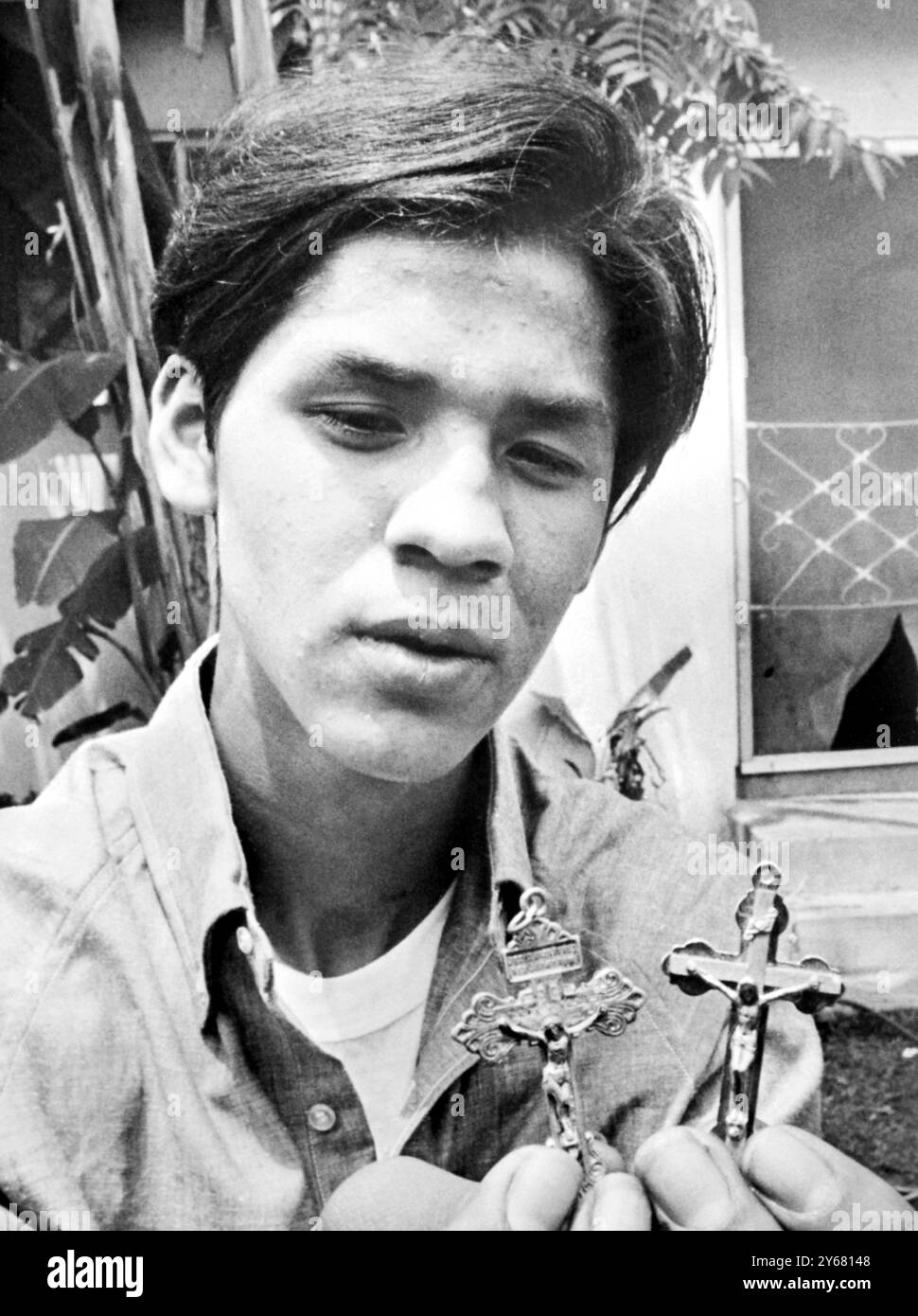 Los Angeles: Juan Romero the 17 year old bus boy who tried to aid ...