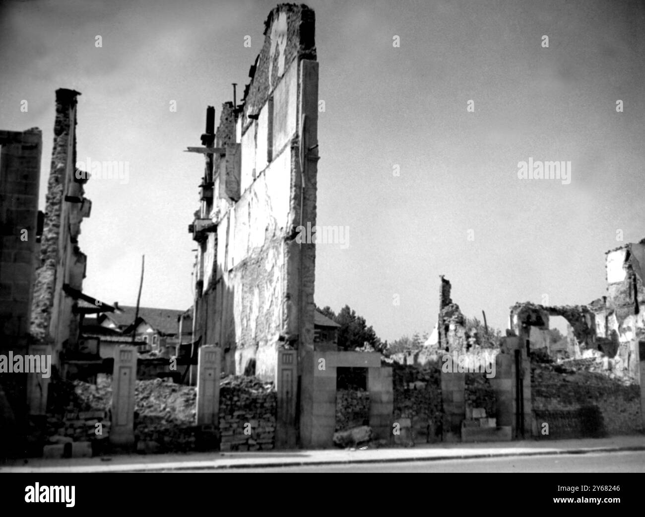 Guernica 1937 hi-res stock photography and images - Alamy