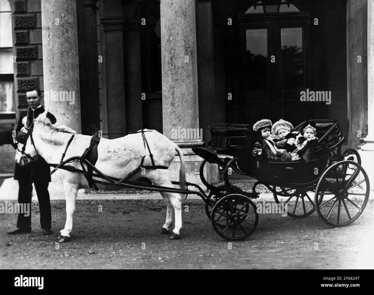 HRH Princess Margaret and Prince Arthur of Connaught and Princess Alice ...