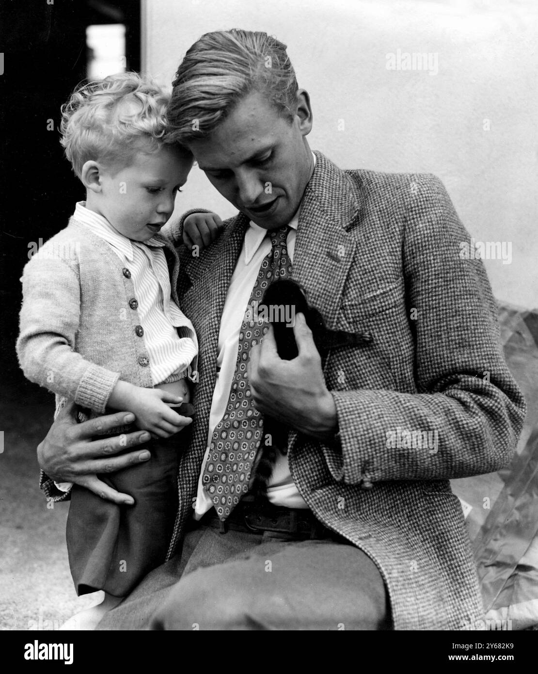 David attenborough animals hi-res stock photography and images - Alamy