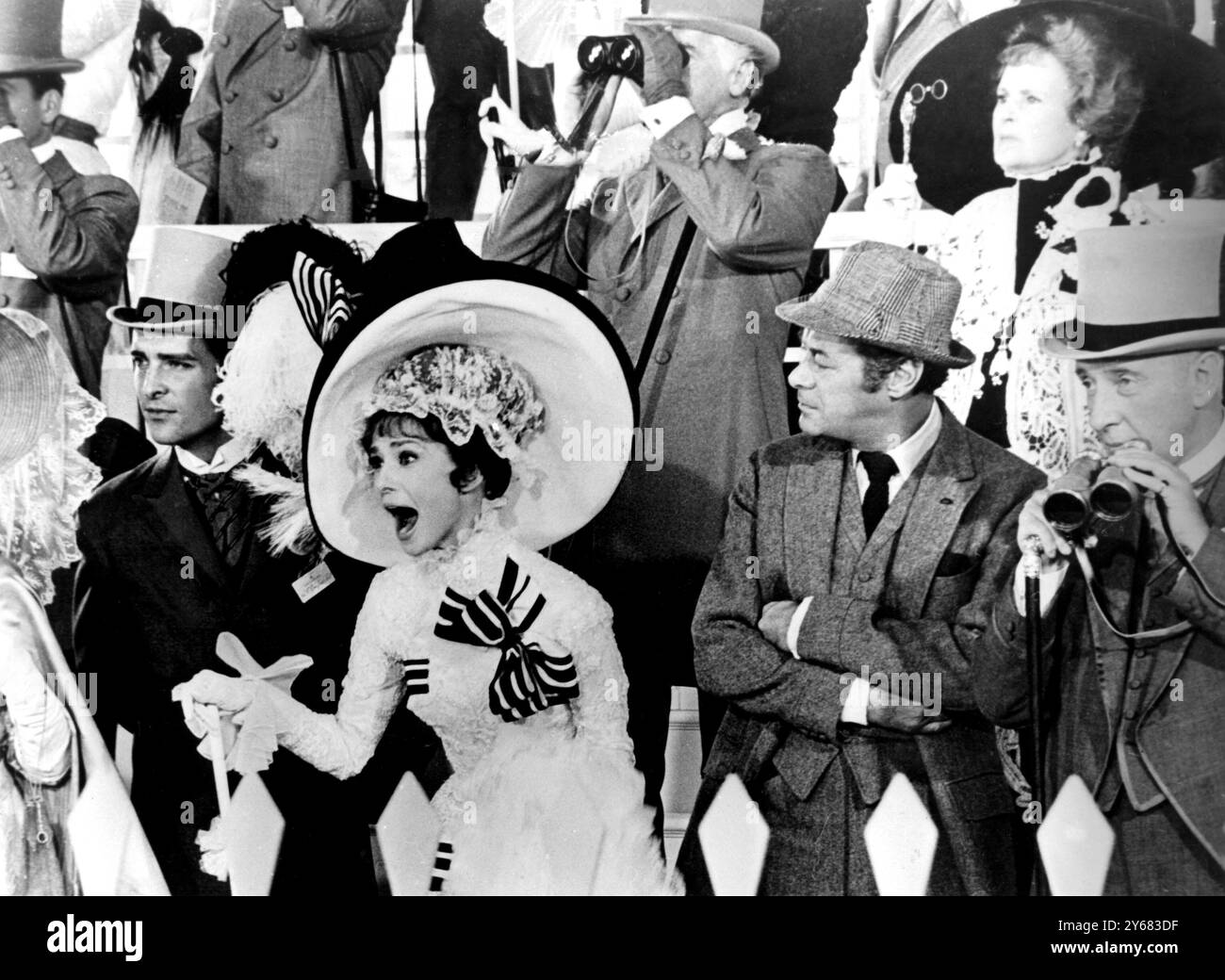 Audrey hepburn my fair lady ascot hi-res stock photography and images ...