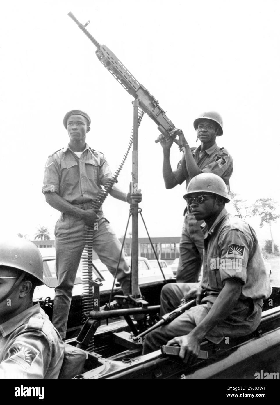 Biafran soldiers hi-res stock photography and images - Alamy