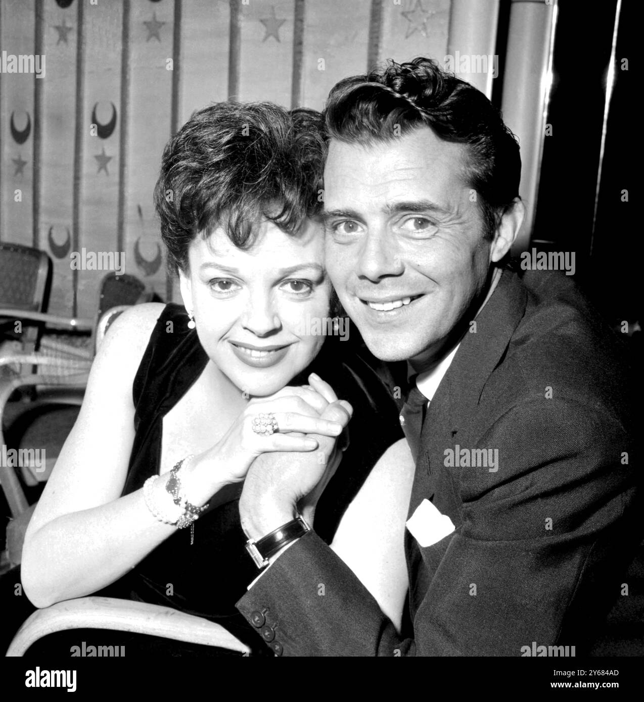 Renowned American singing star Judy Garland is pictured with British ...
