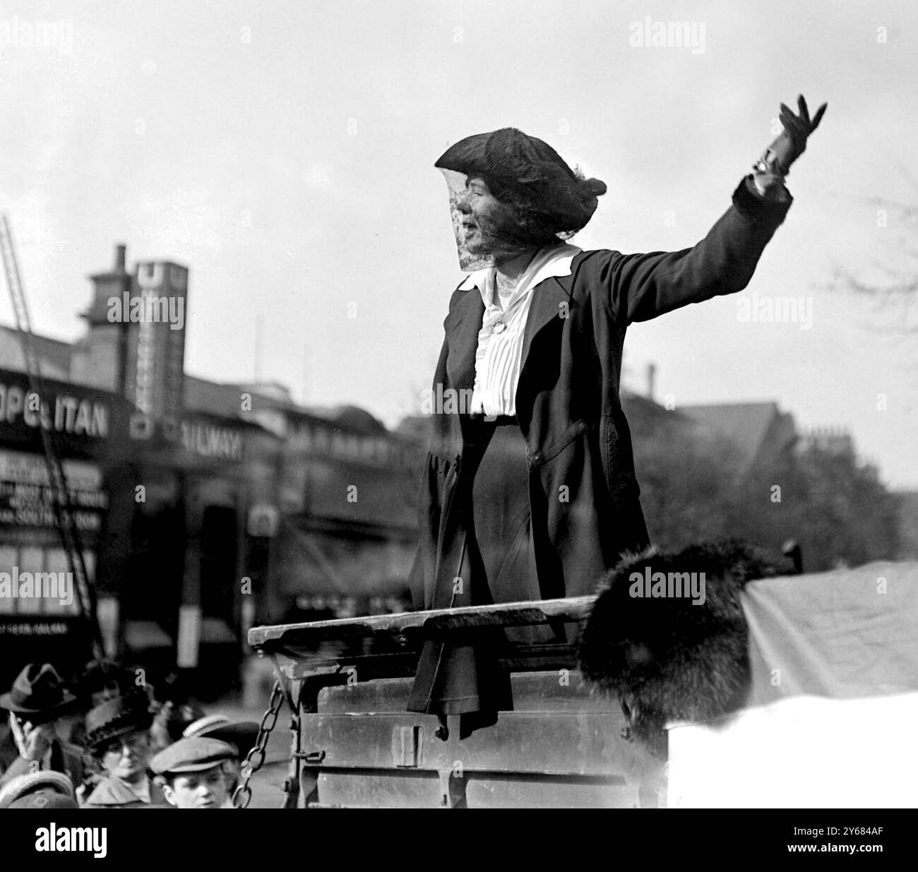 Miss Christabel Pankhurst, at the East Islington election 20th October ...