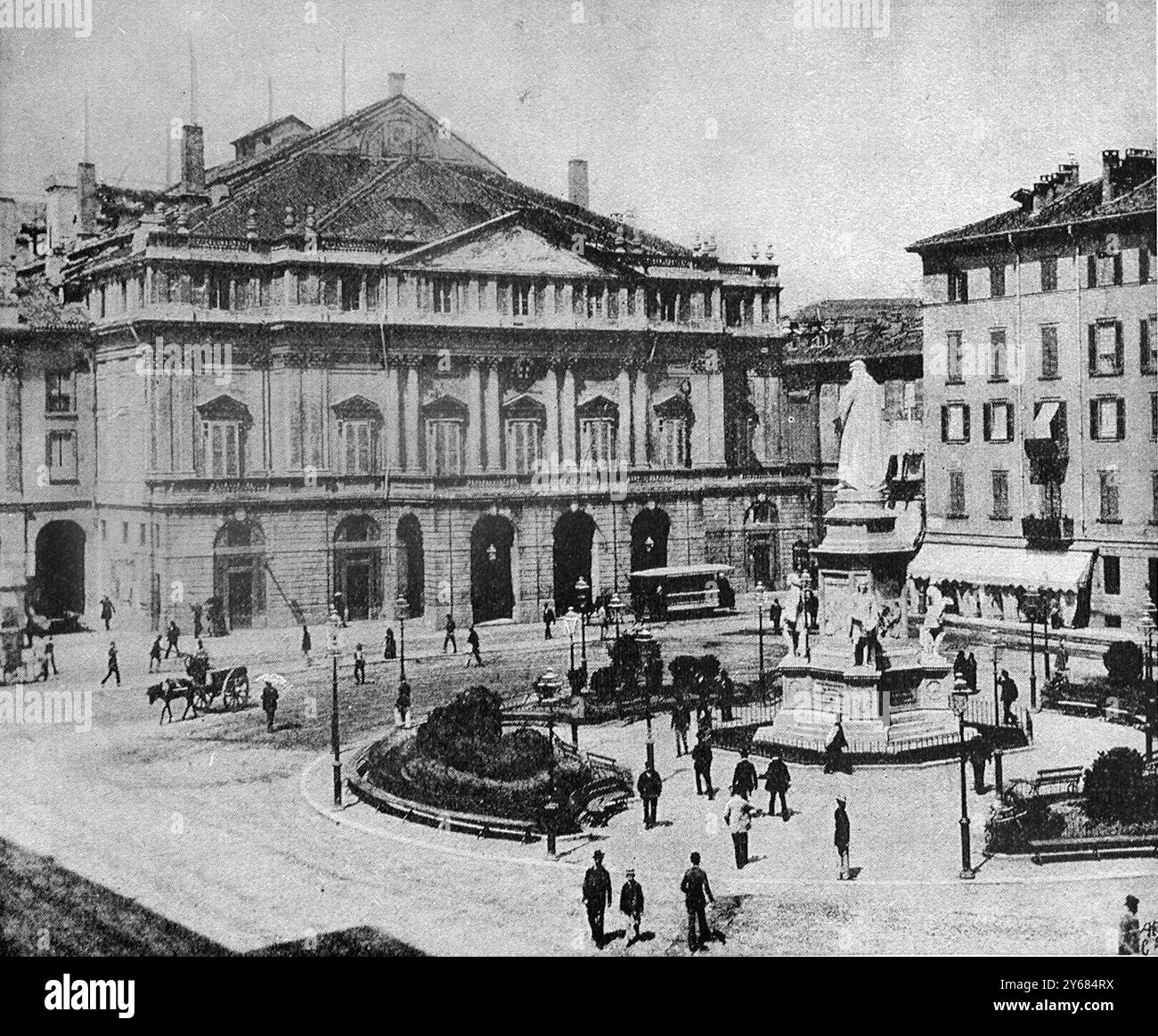 Milan scala opera Black and White Stock Photos & Images - Alamy